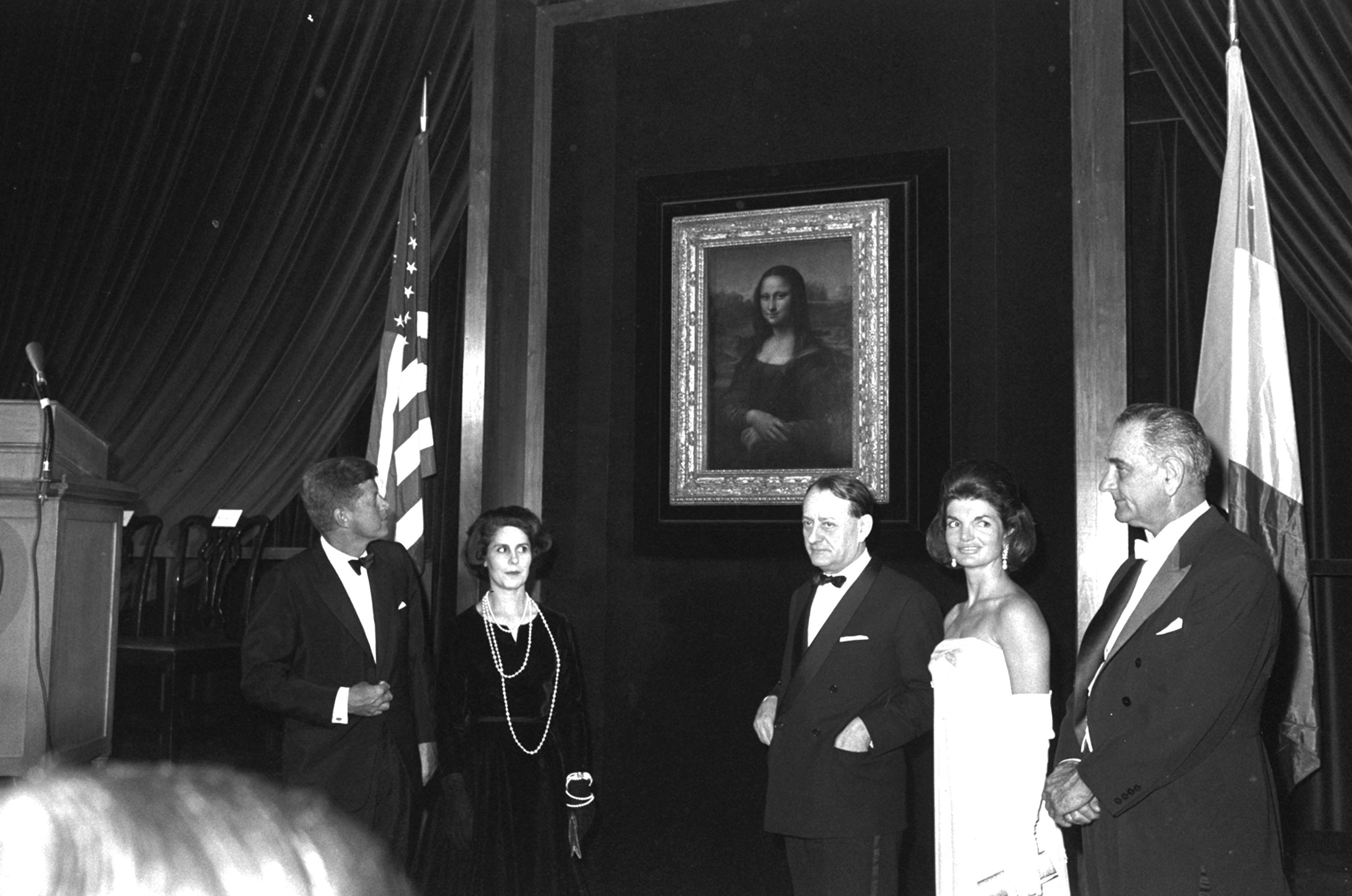 The Mona Lisa in America - by Jon Mael