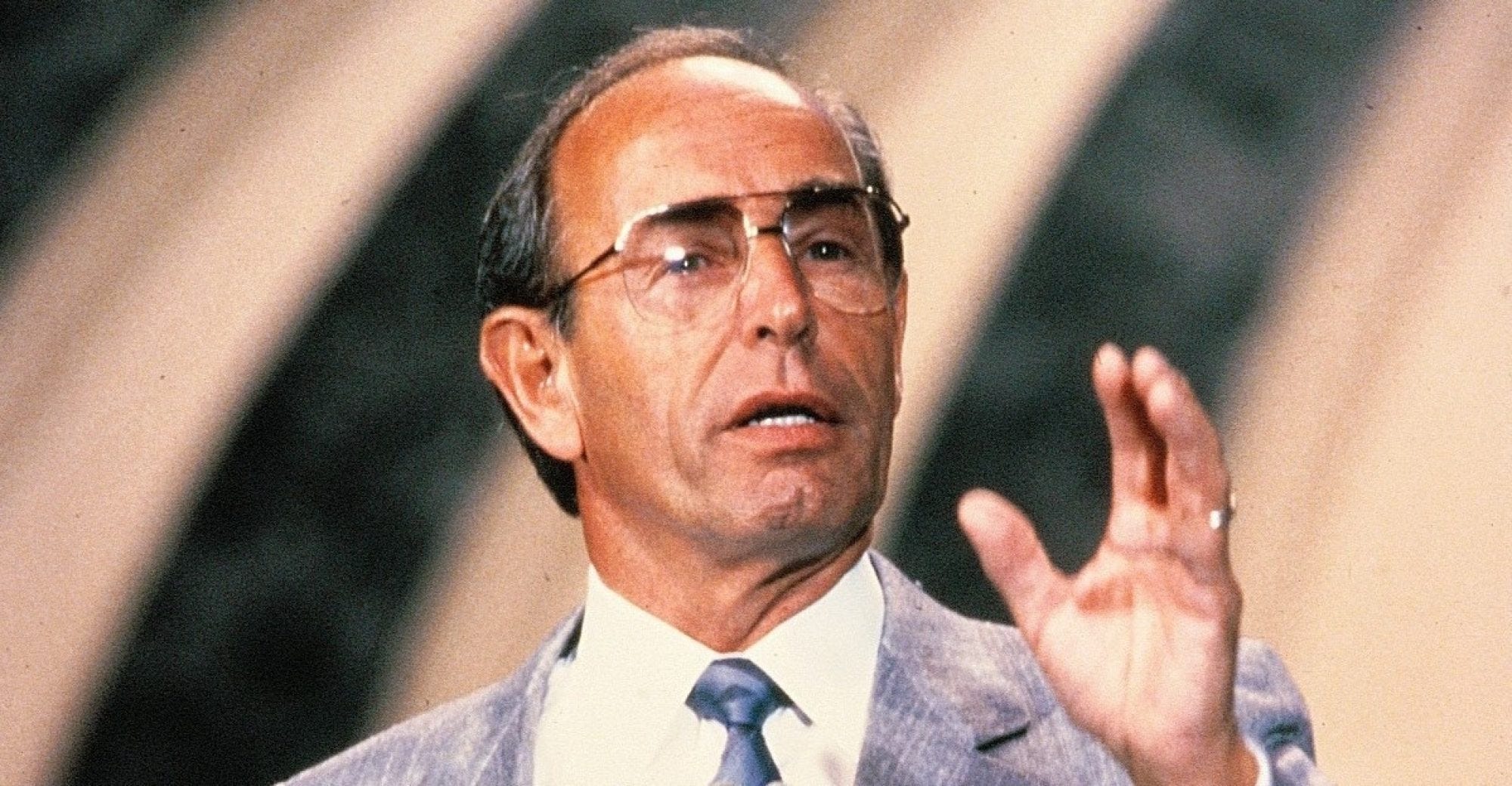 The Tools Cult: The History of the Amway Motivational Scam. (Part 3 of 3)