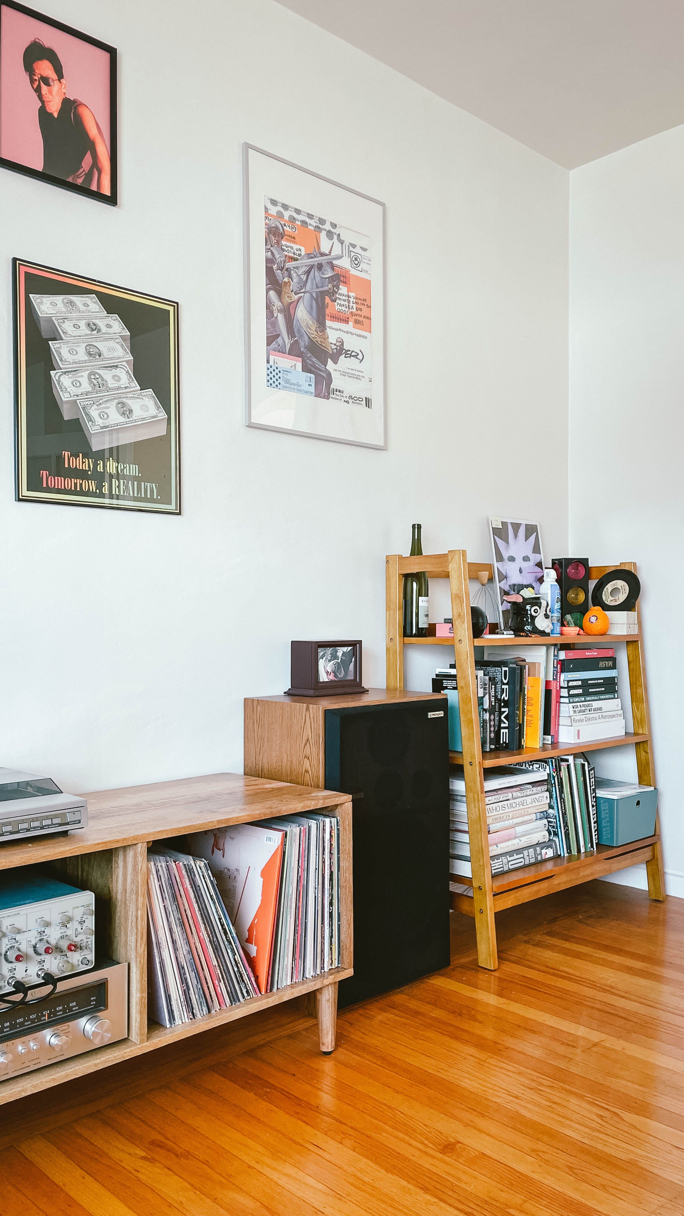 176 - Jason Yim - by Ryan Gilbert - Workspaces