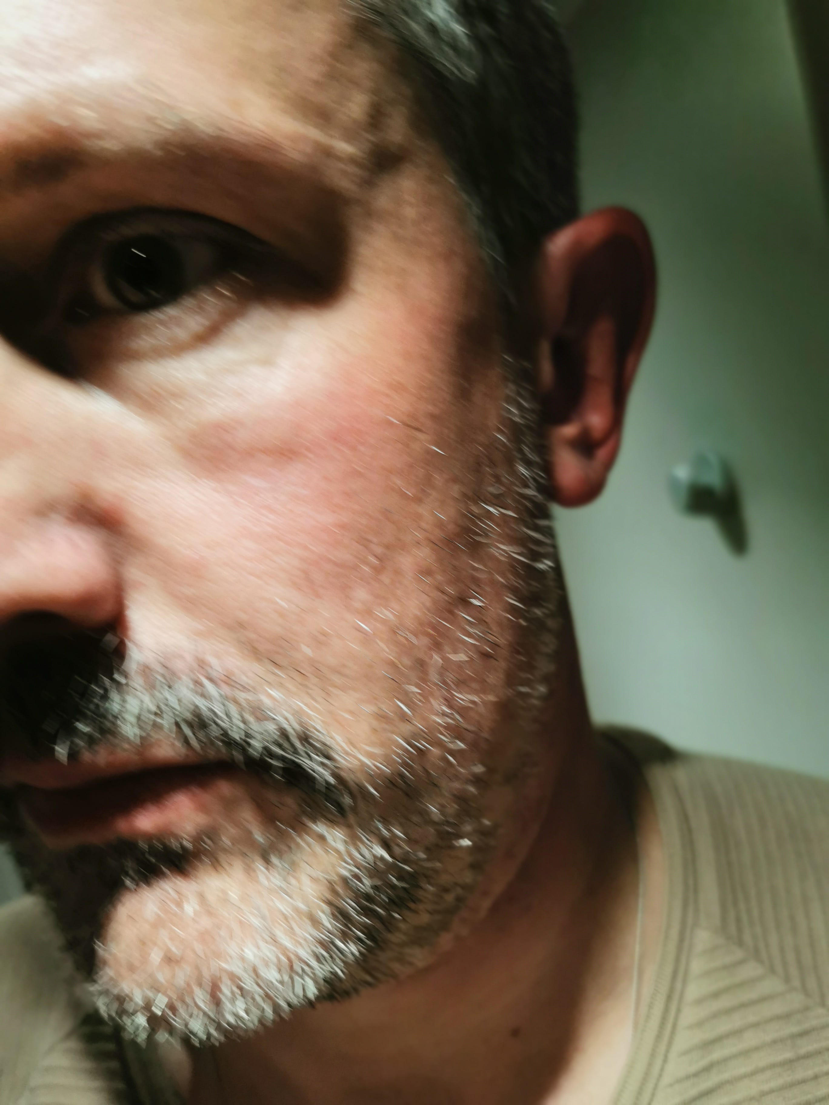 Forgotten pictures - by Hamish MacPherson