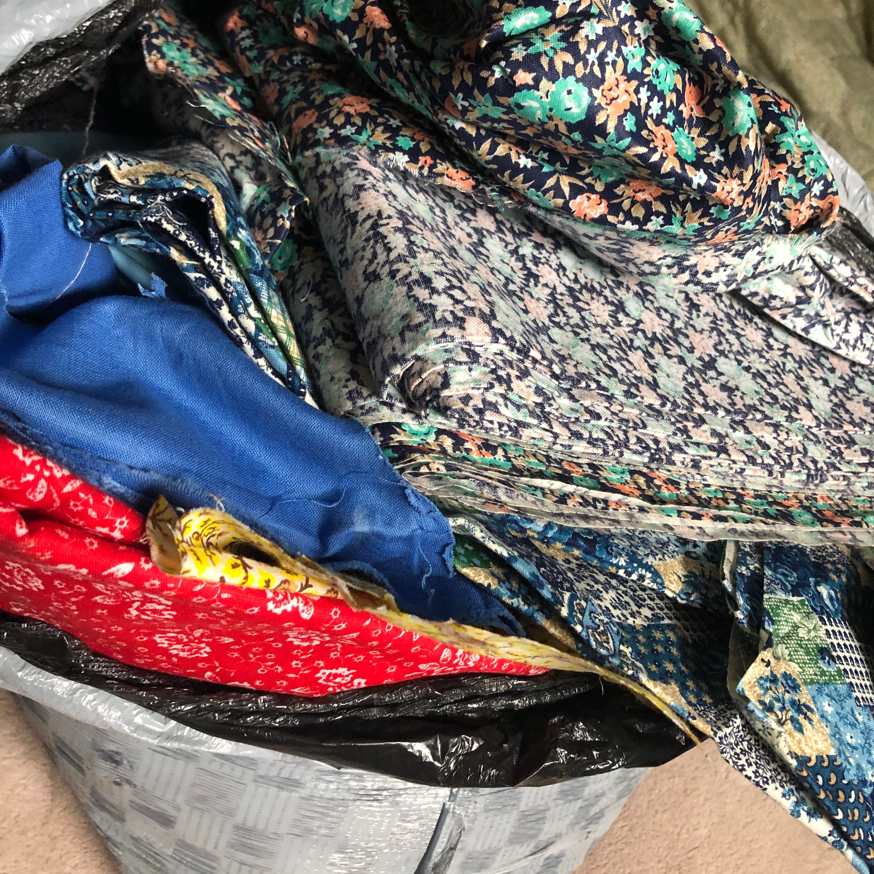 #ThisDaysJoy: A big ole bag o'fabric - Gina Prosch Writes