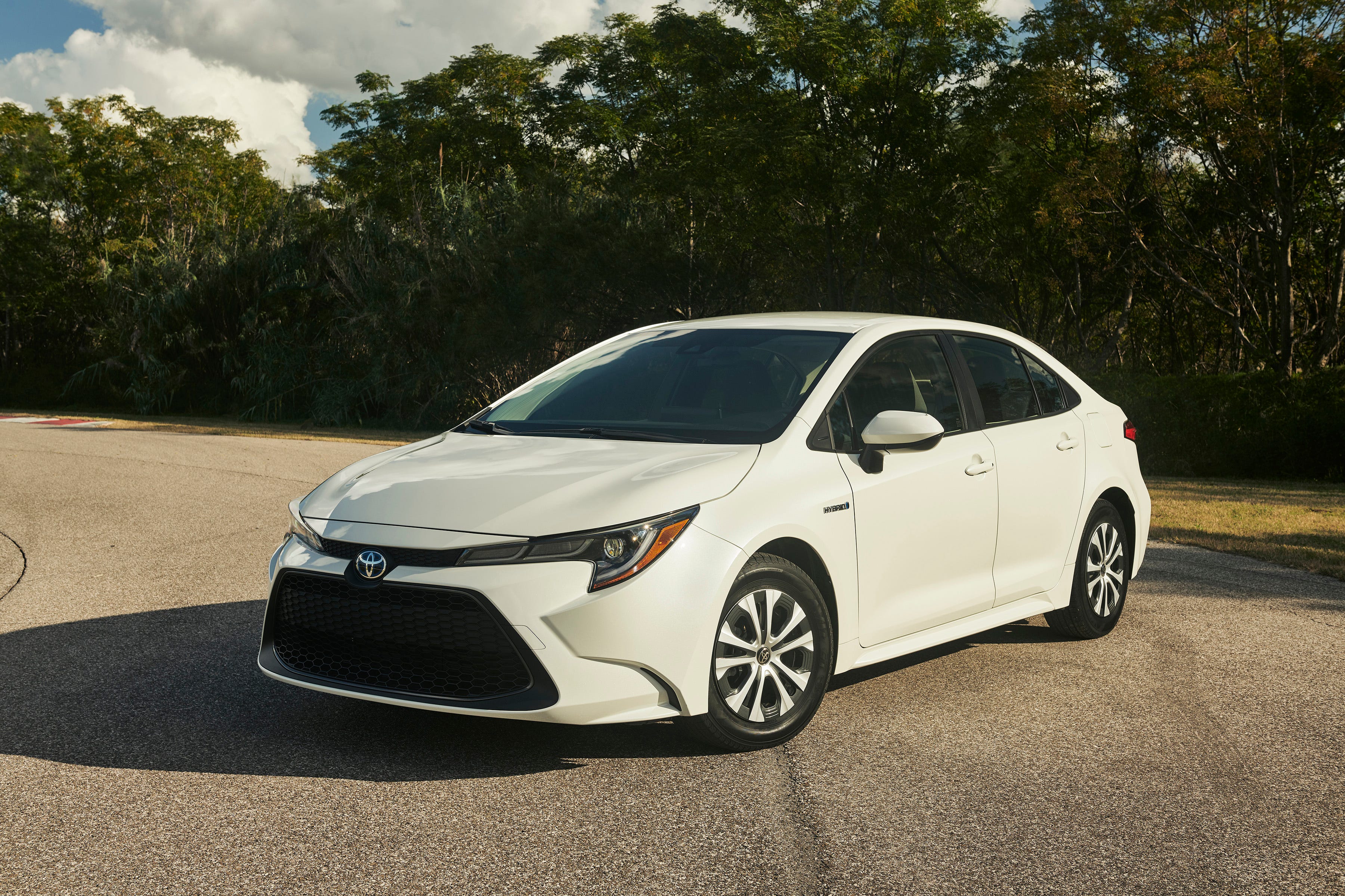 2020 Toyota Corolla Hybrid Review - PRNDL by Jordan Golson