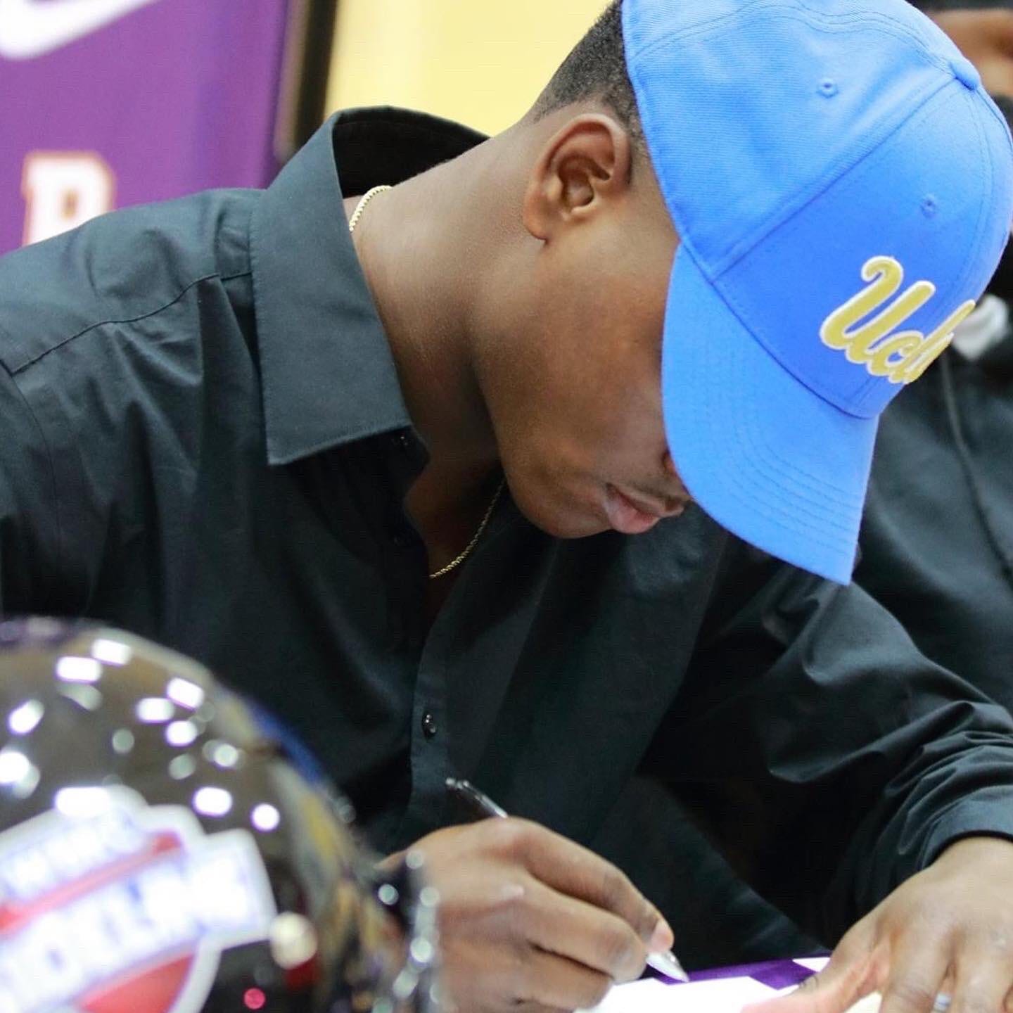 UCLA Football Recruiting: RB Deshun Murrell Signs with Bruins
