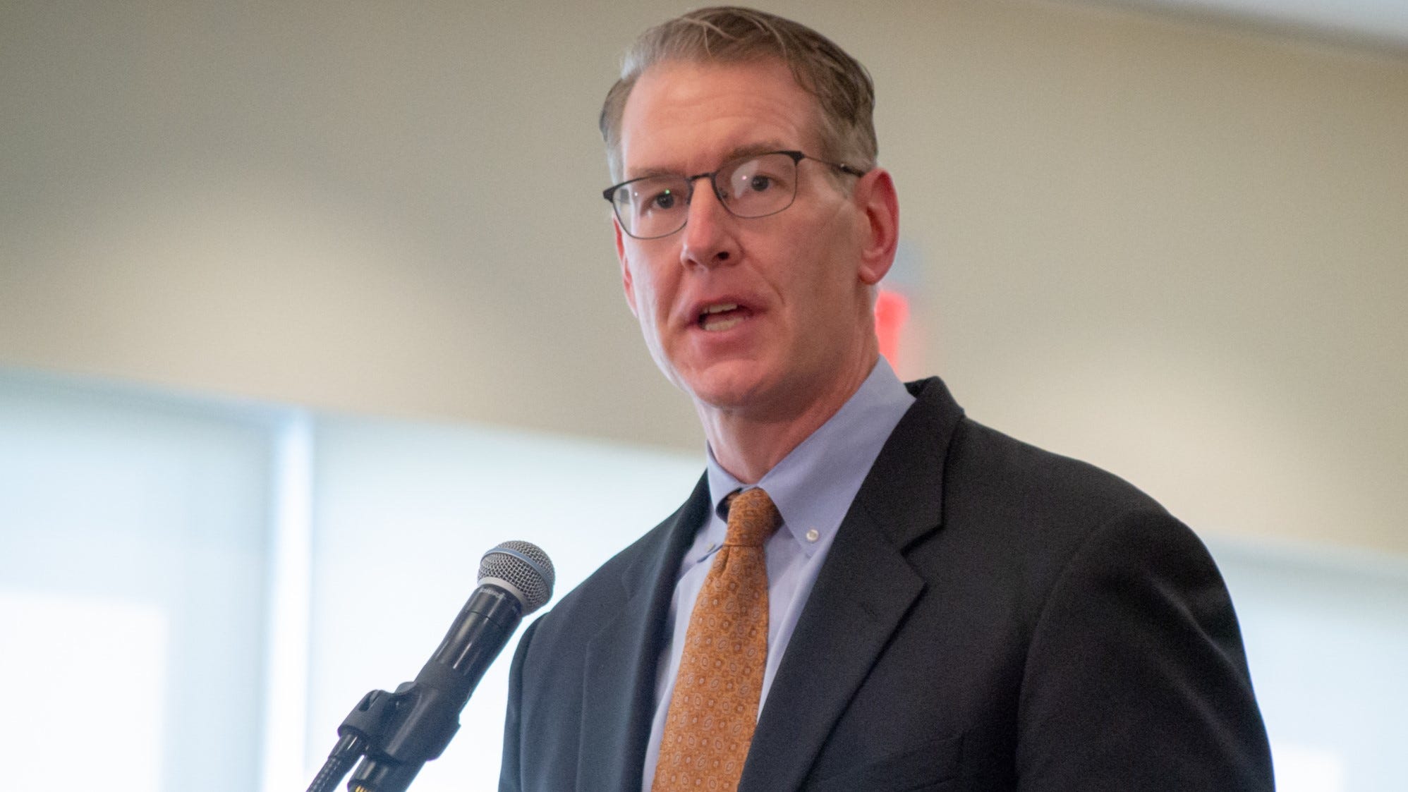 THE ILLINOIZE: Thursday Free for All...New GOP Leader "welcomes ...