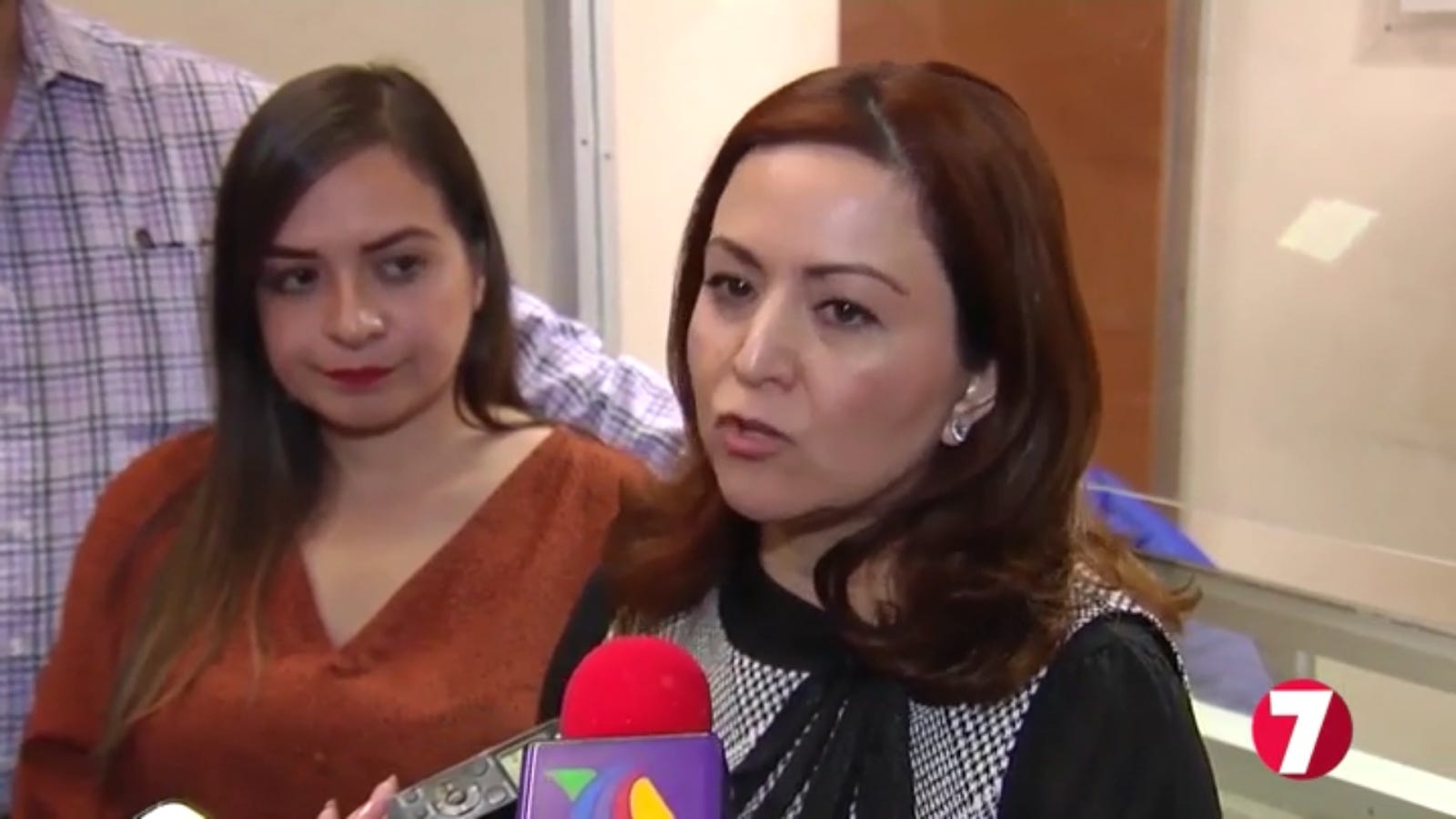 Denuncian por corrupción al director de Conagua en BC… Acusan al ...