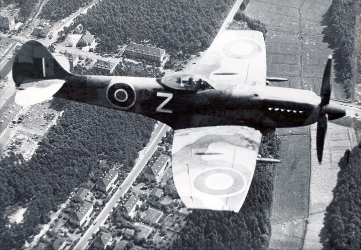Our 7 (well...6) favourite Spitfire variants - by Hush Kit