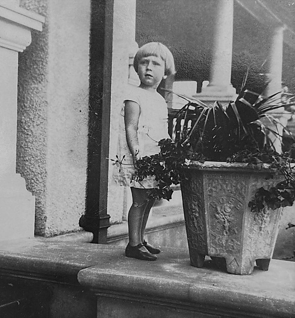 Shosholoza - by Gordon Torr - My English Traits