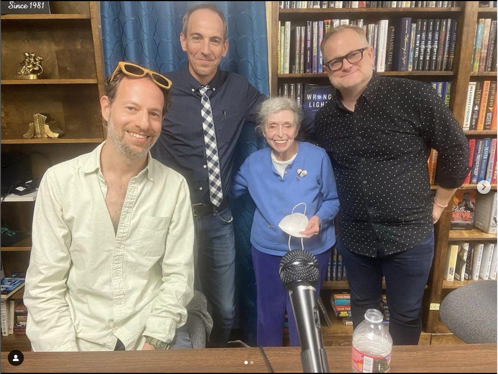 The Mood is Right - Lawrence Allan Writes.