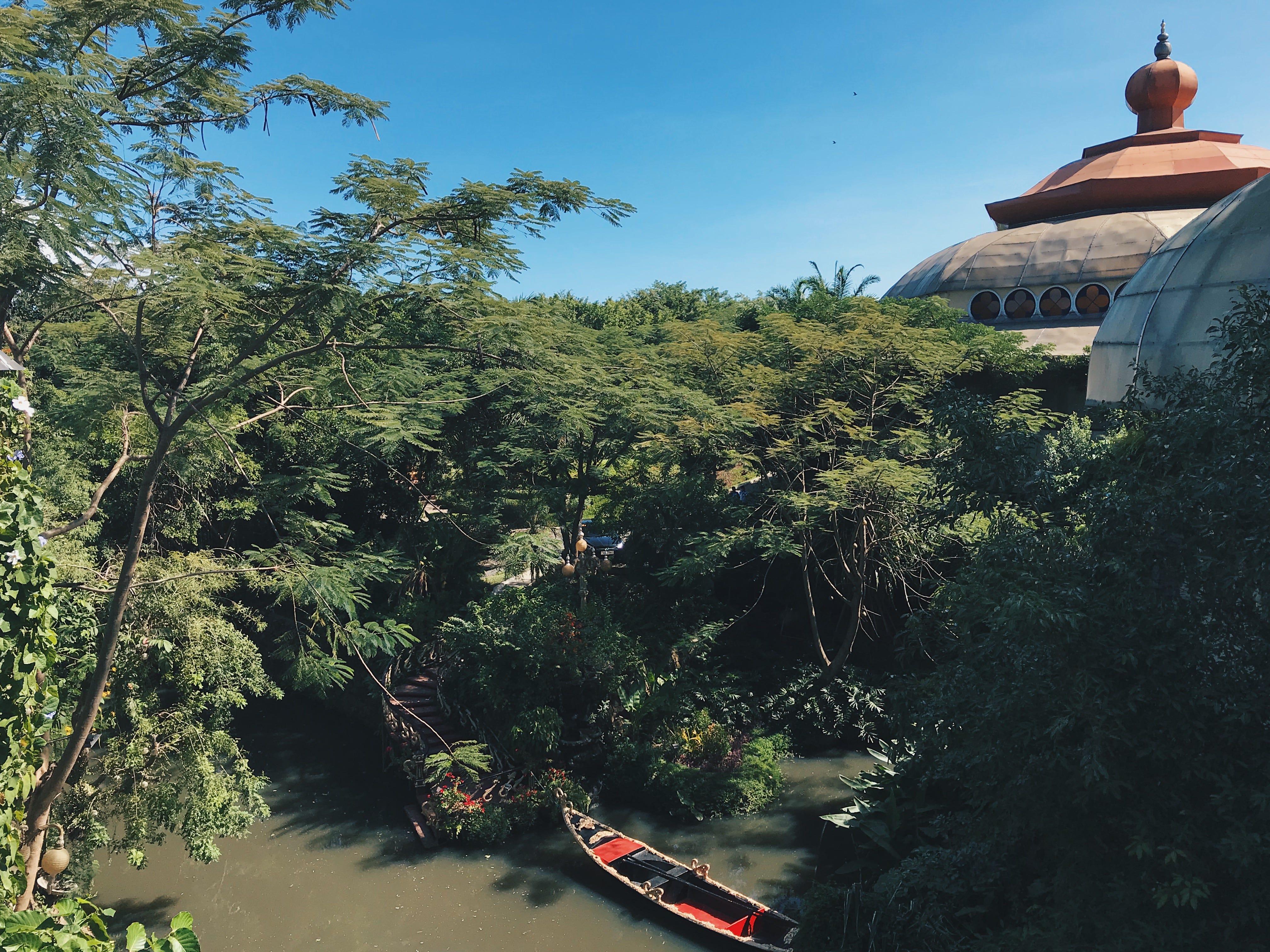 Tales & Tails | Nadine Aurora Tabing | Substack