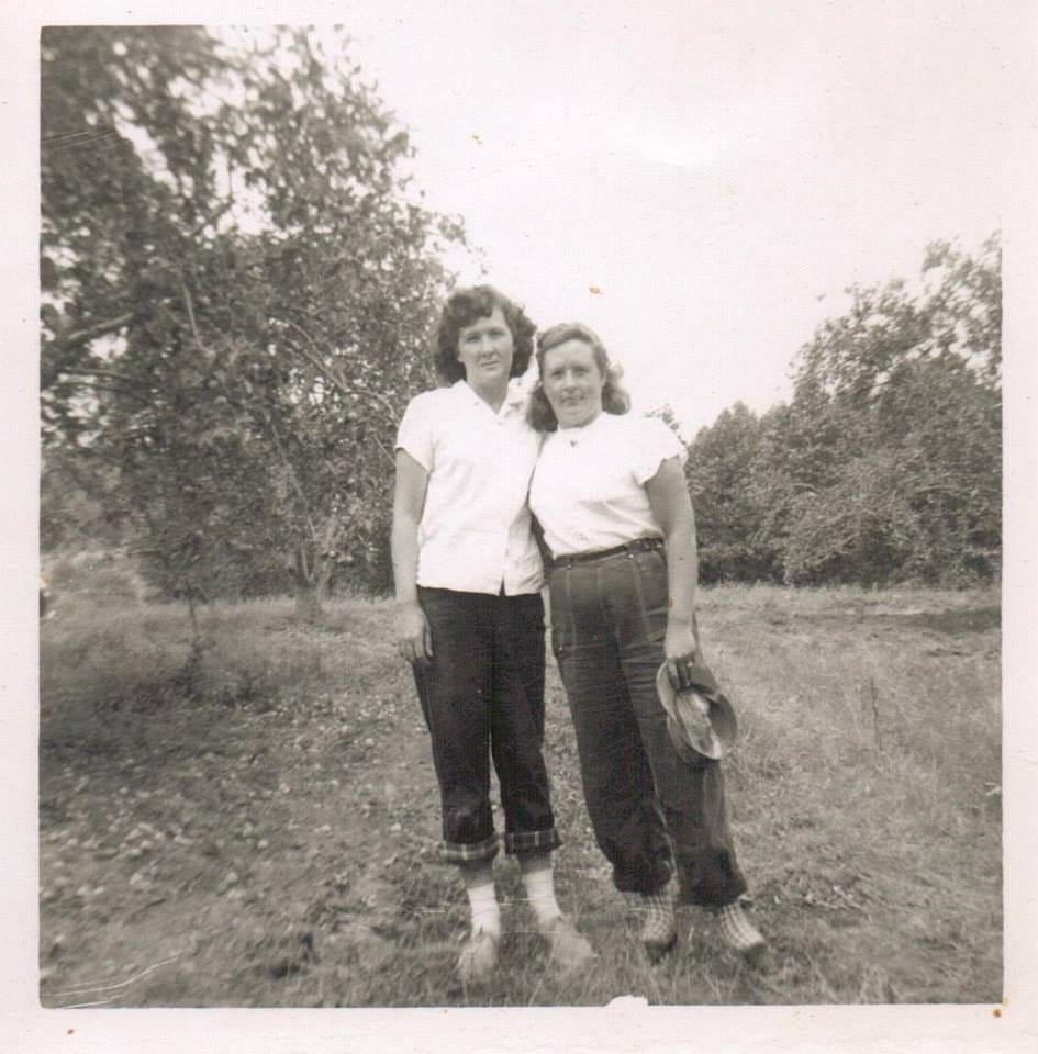 Sisters Sarah Catherine Parsons and Elsie "Mae" Parsons of Ganotown