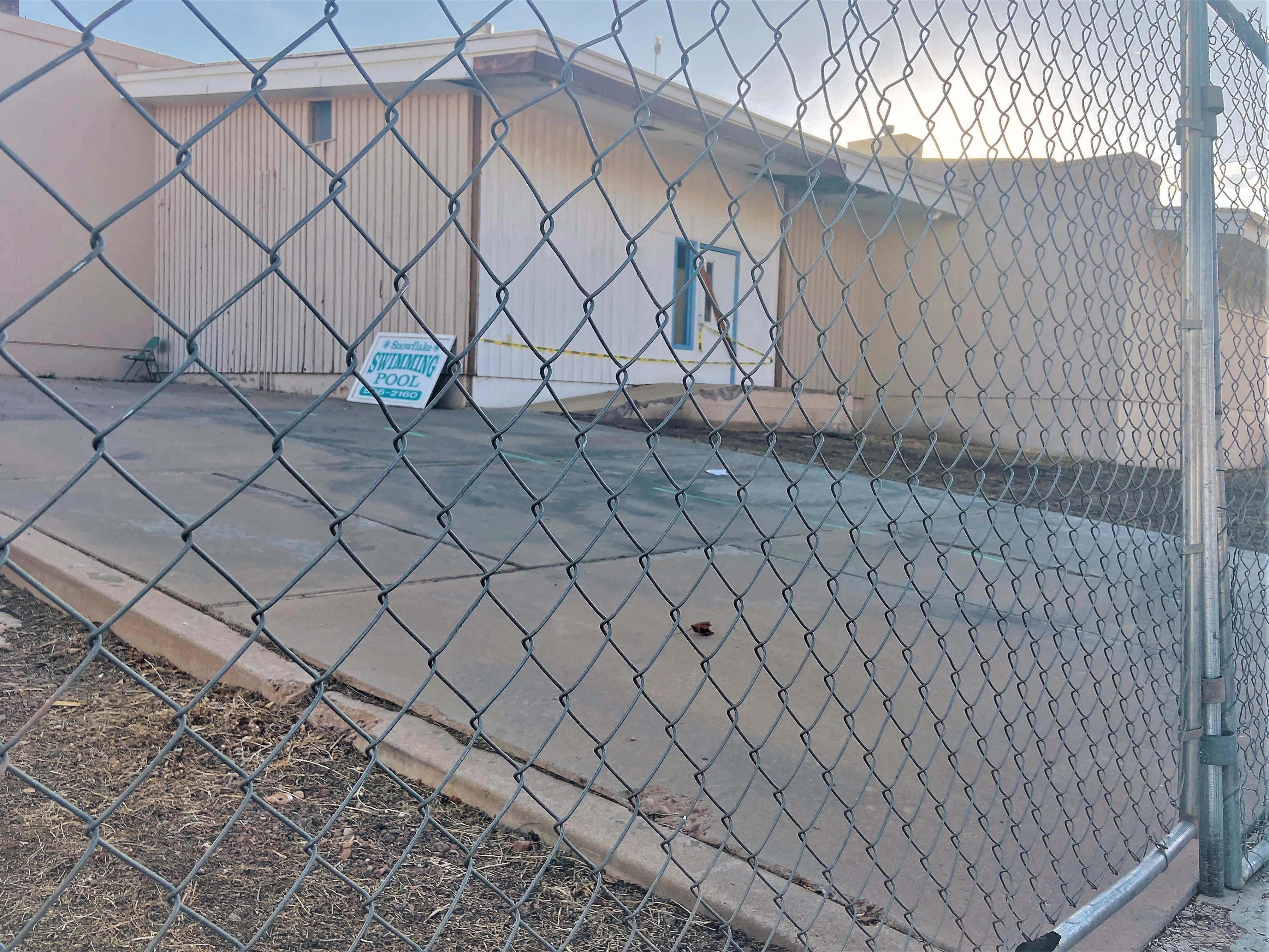 Snowflake Renovating Community Pool - by Hunter Lewis