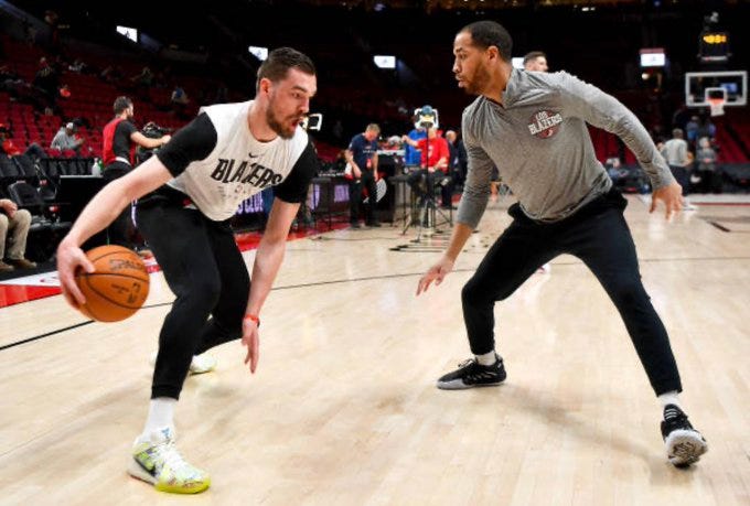 Sources: Pacers adding Jannero Pargo to staff