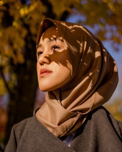 Women of color, stop trying to change your hue in photos