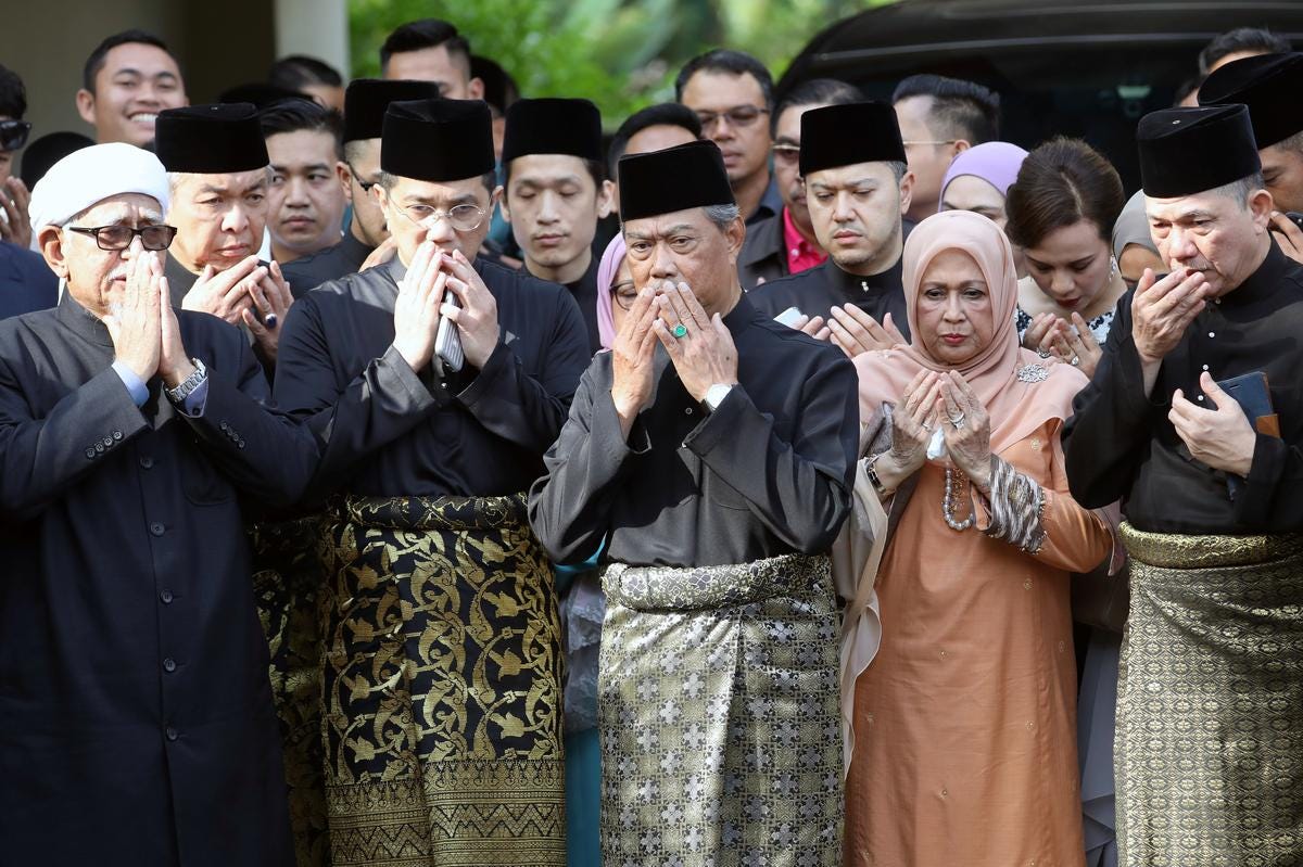 Malaysia's Leadership Crisis - Asia Sentinel