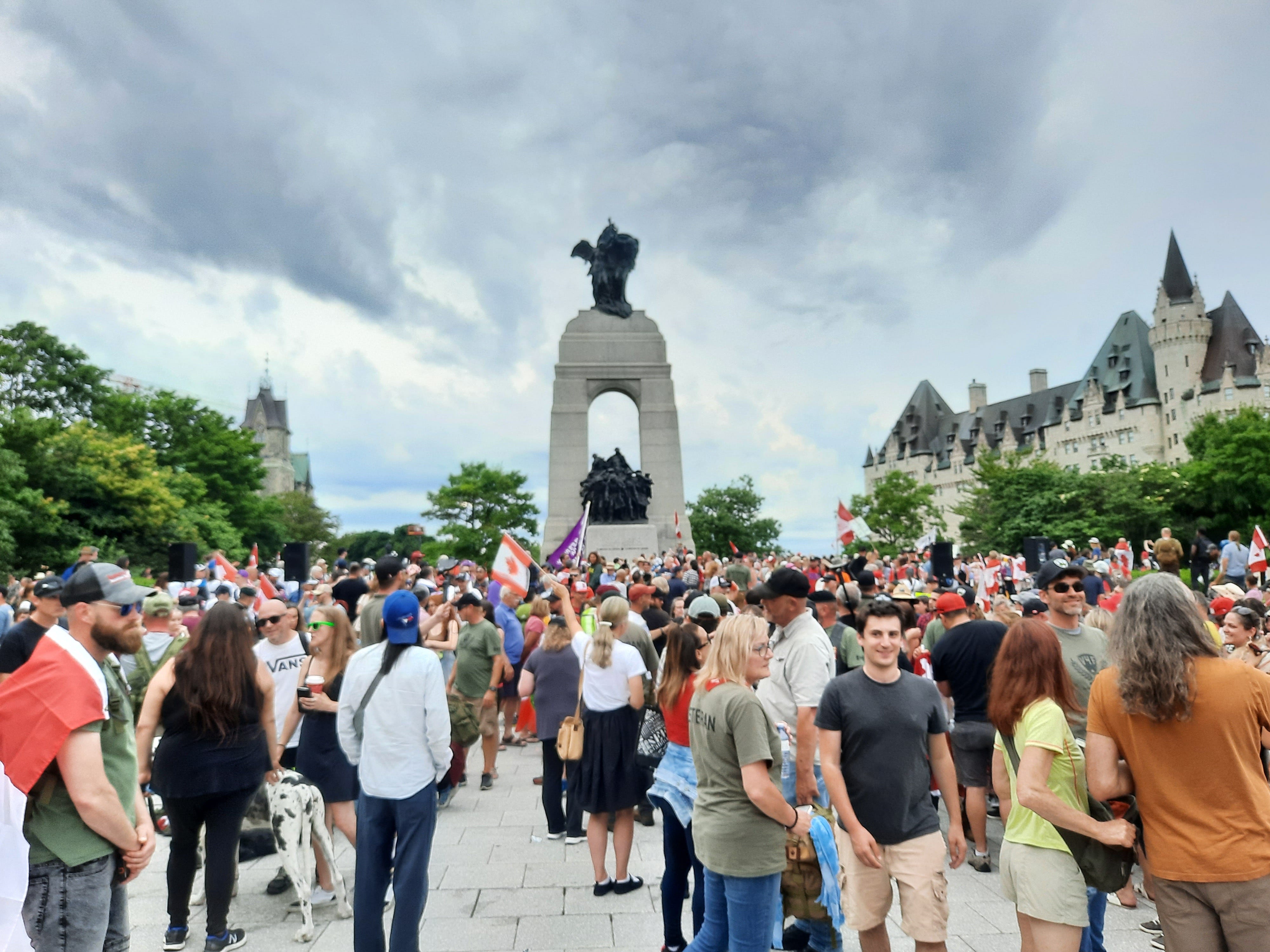 James Topp and I and his team arrive at the Tomb of the Unknown Soldier ...
