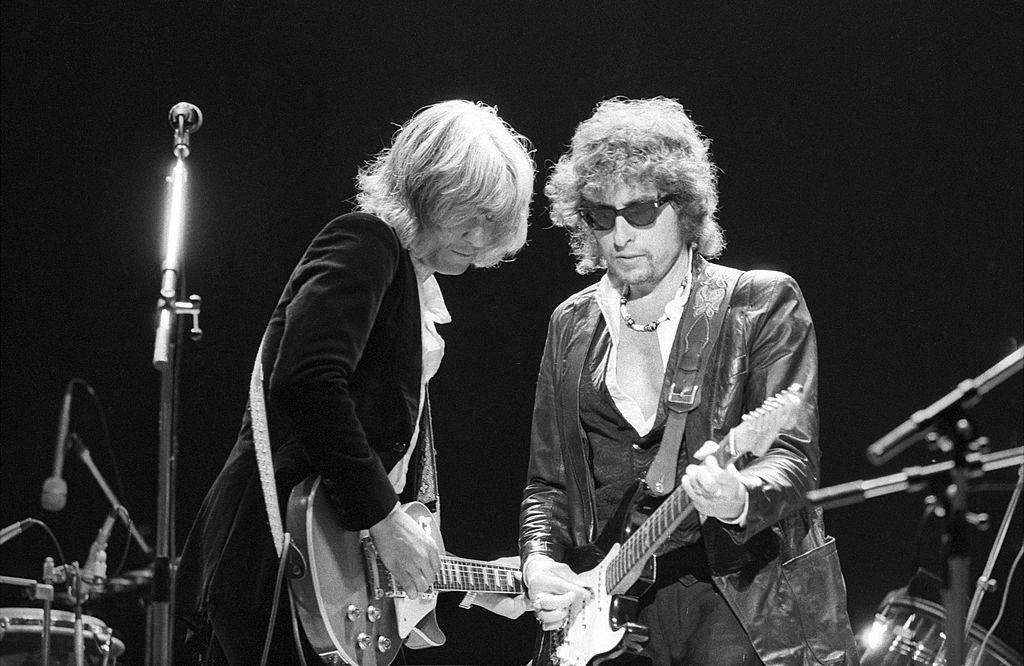 Billy Cross Talks Playing 100 Shows with (and Getting His Hair Pulled ...