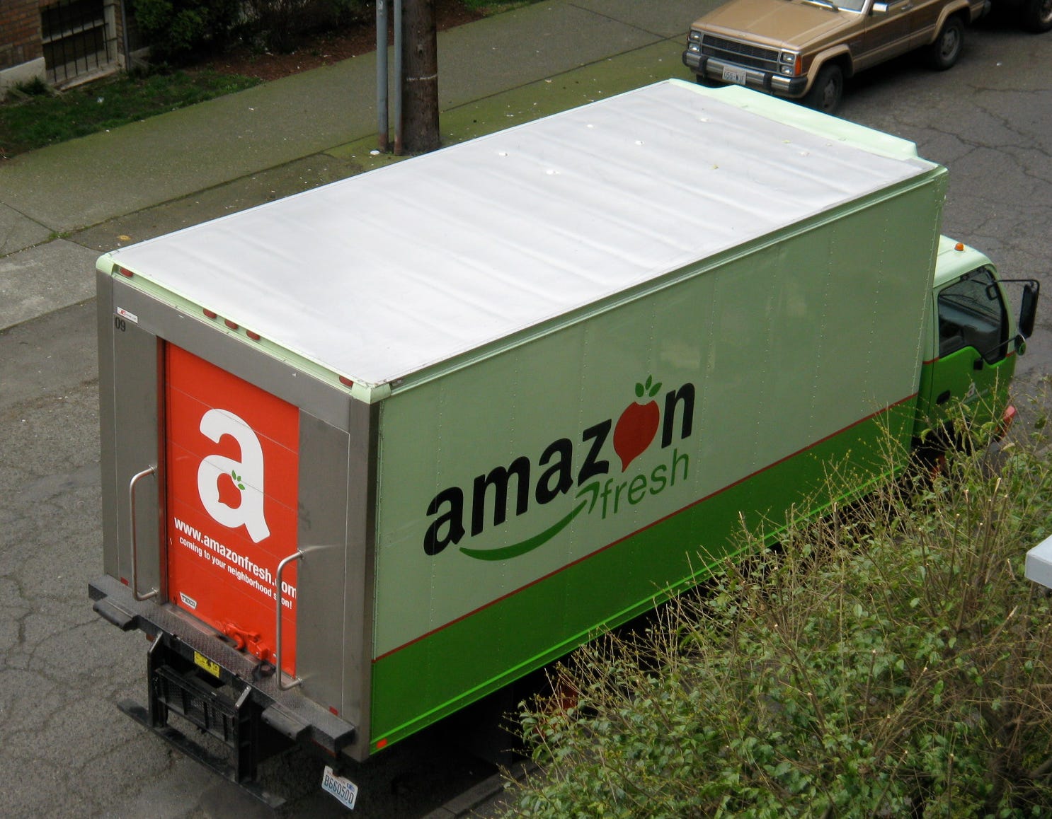 August 25: The history of Amazon (part 3 of 5)