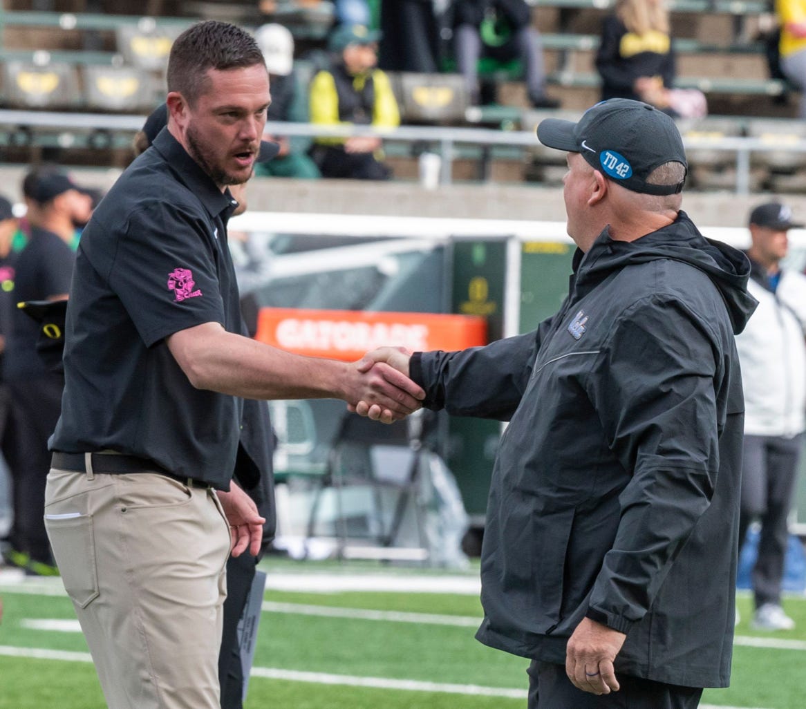 Photo Gallery: UCLA Bruins at Oregon Ducks football