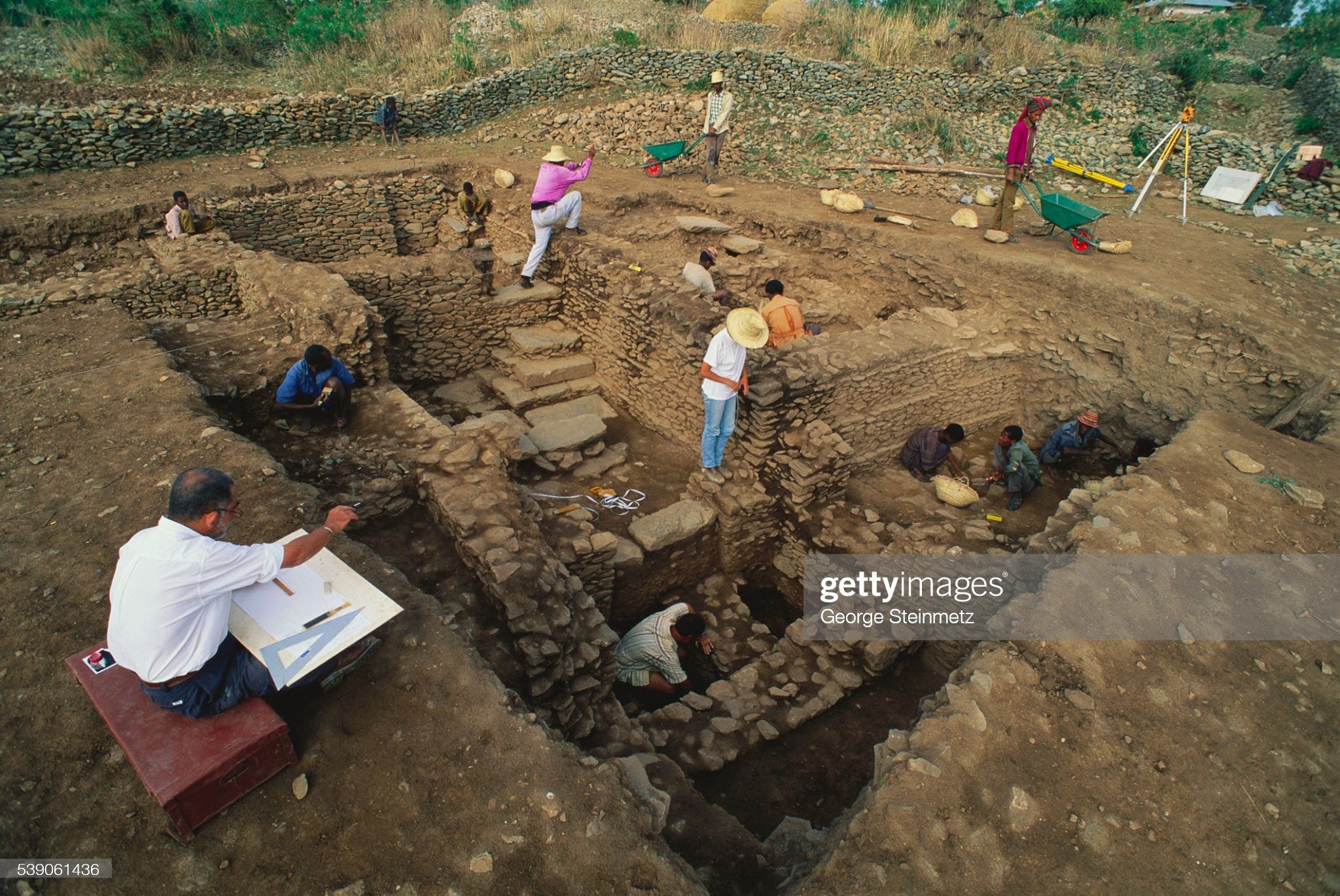 The Aksumite empire between Rome and India: an African global power of ...