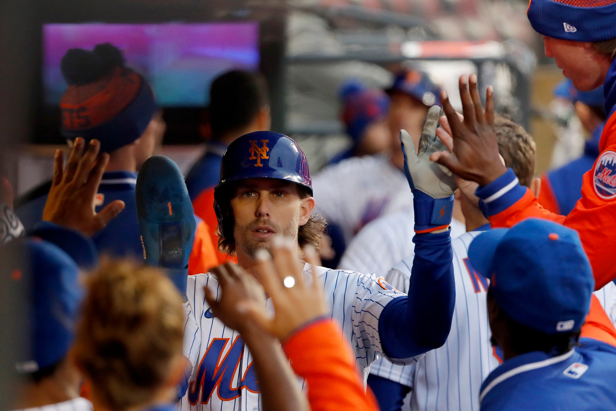 Mets sweep to 100 wins as the NL East officially slips way, but it's ...