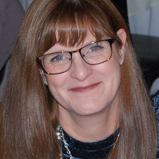 Lisa Hayes-Minney | Substack