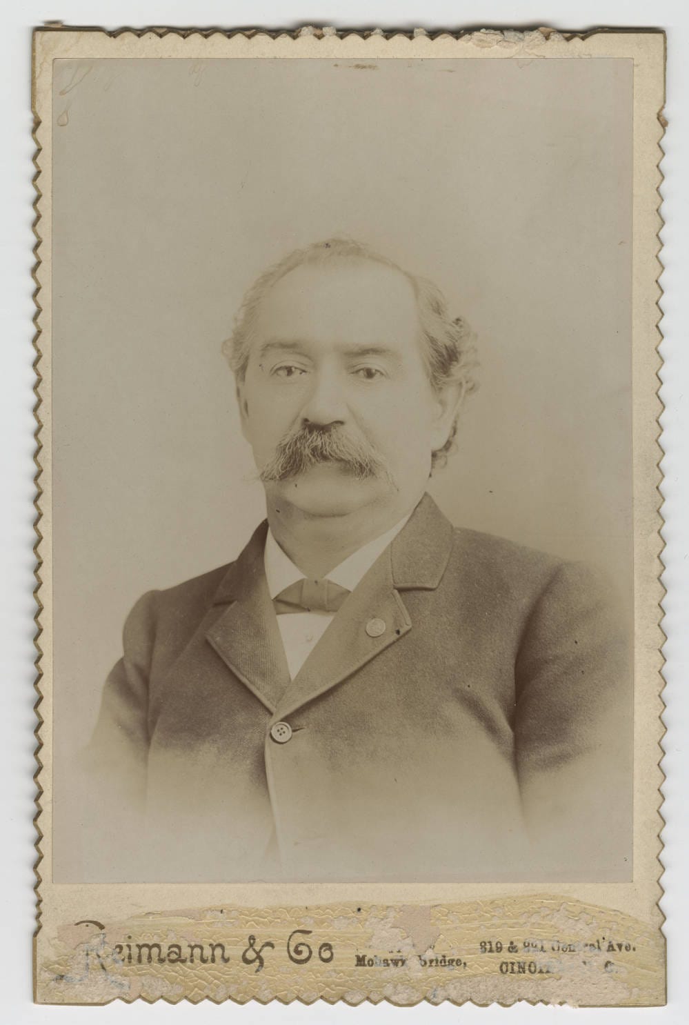 Wielert's Cafe - by Cam Miller 🎥