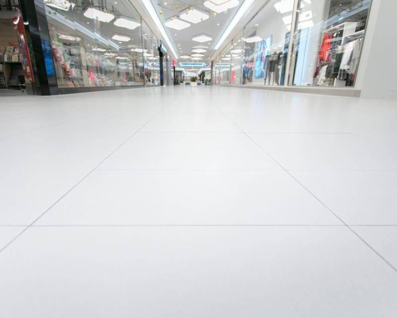 At The Mall - Heliotrophy