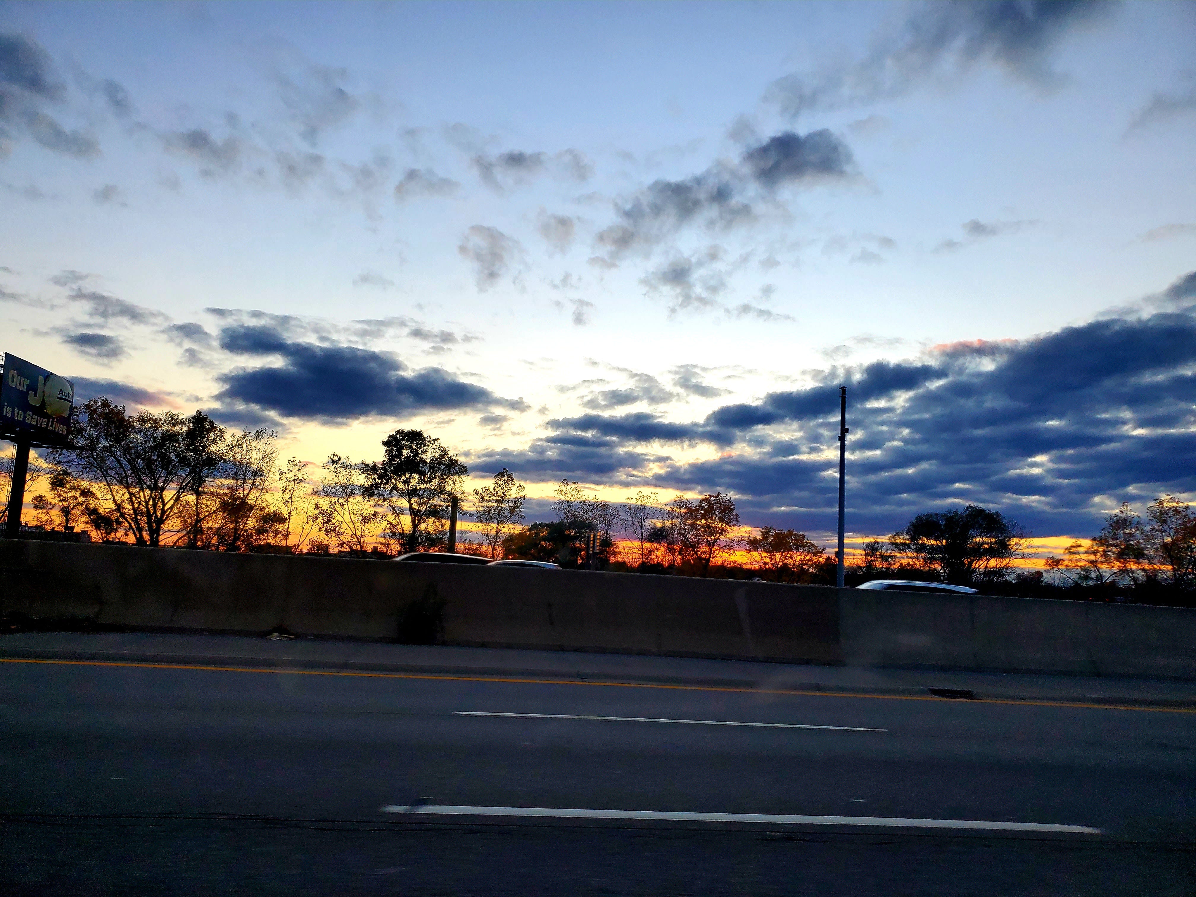 i am the female authority - by E G - Off Grid Twin