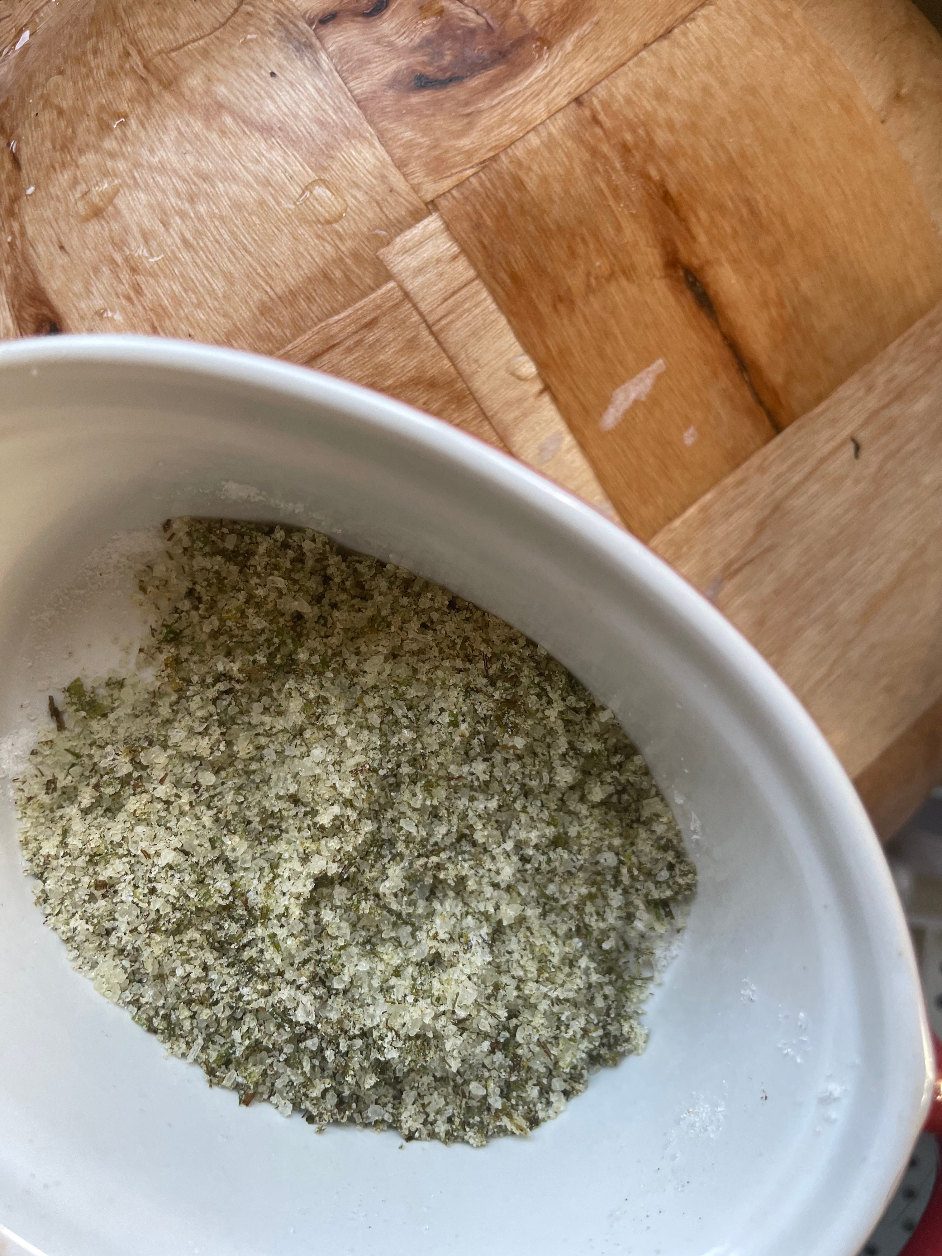 Charred Chive Salt - CUISINIQUE