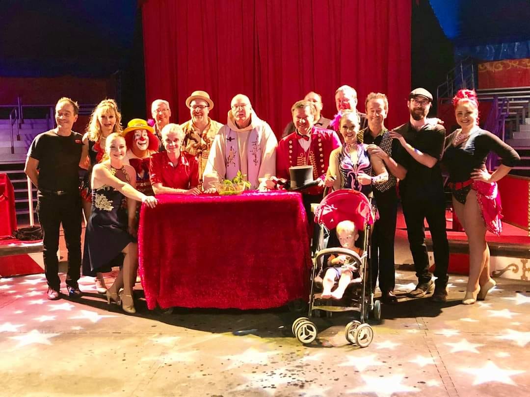 The circus priest - The Pillar