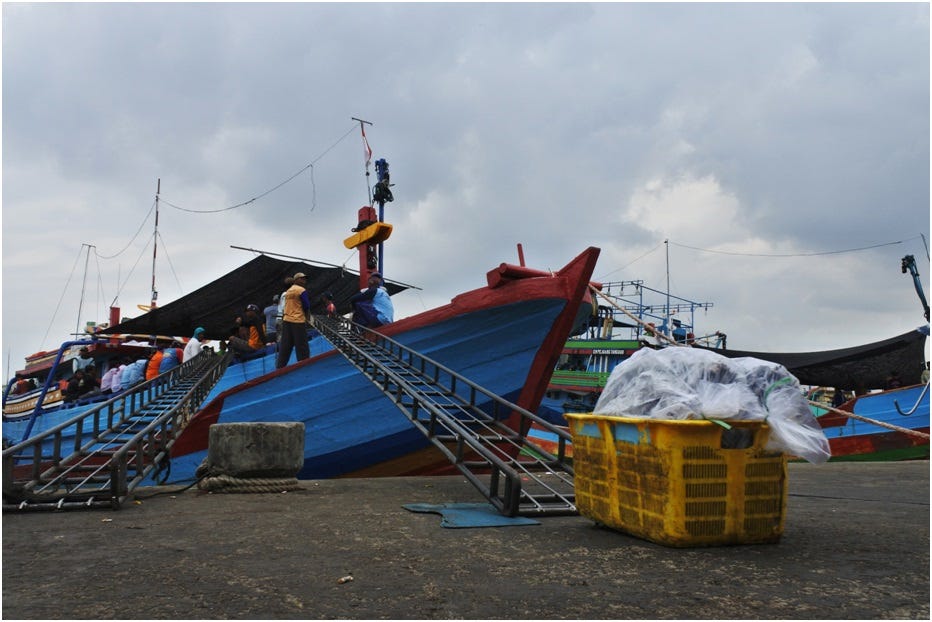 Indonesian Fishermen Struggle to Adapt to Climate Change