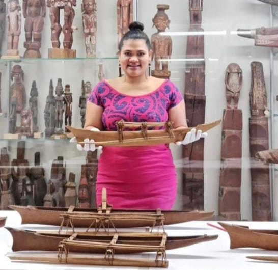 Politics and history South Pacific - by Michael J Field