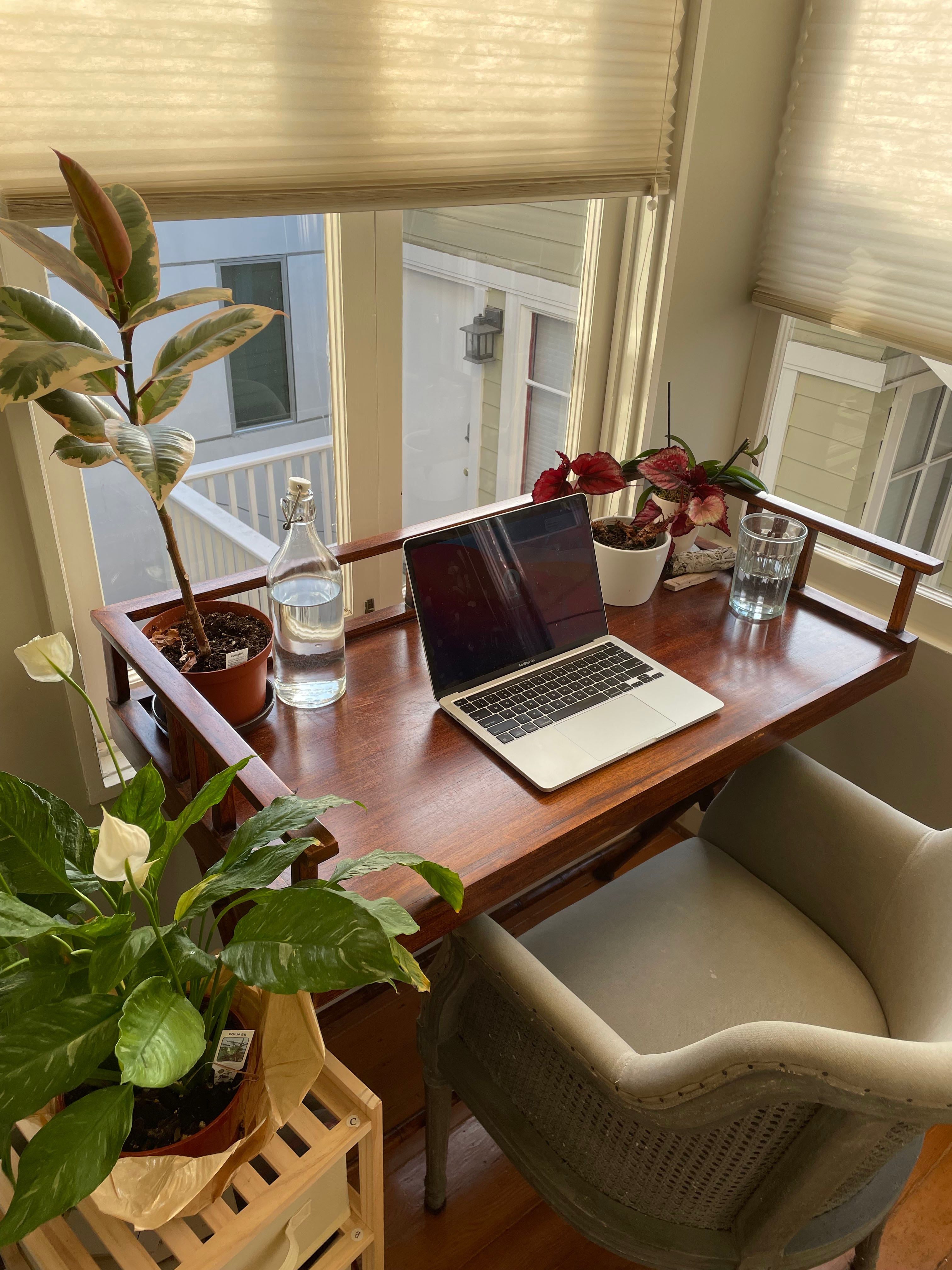 061 - Dalia Katan - by Ryan Gilbert - Workspaces