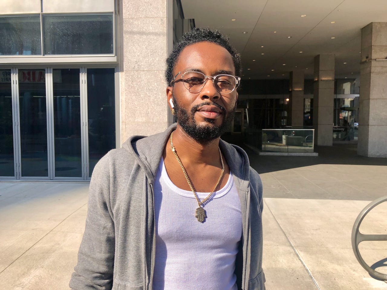 Hot-On-The-Street - by randa - hotsingles.nyc 🥵👤🗽