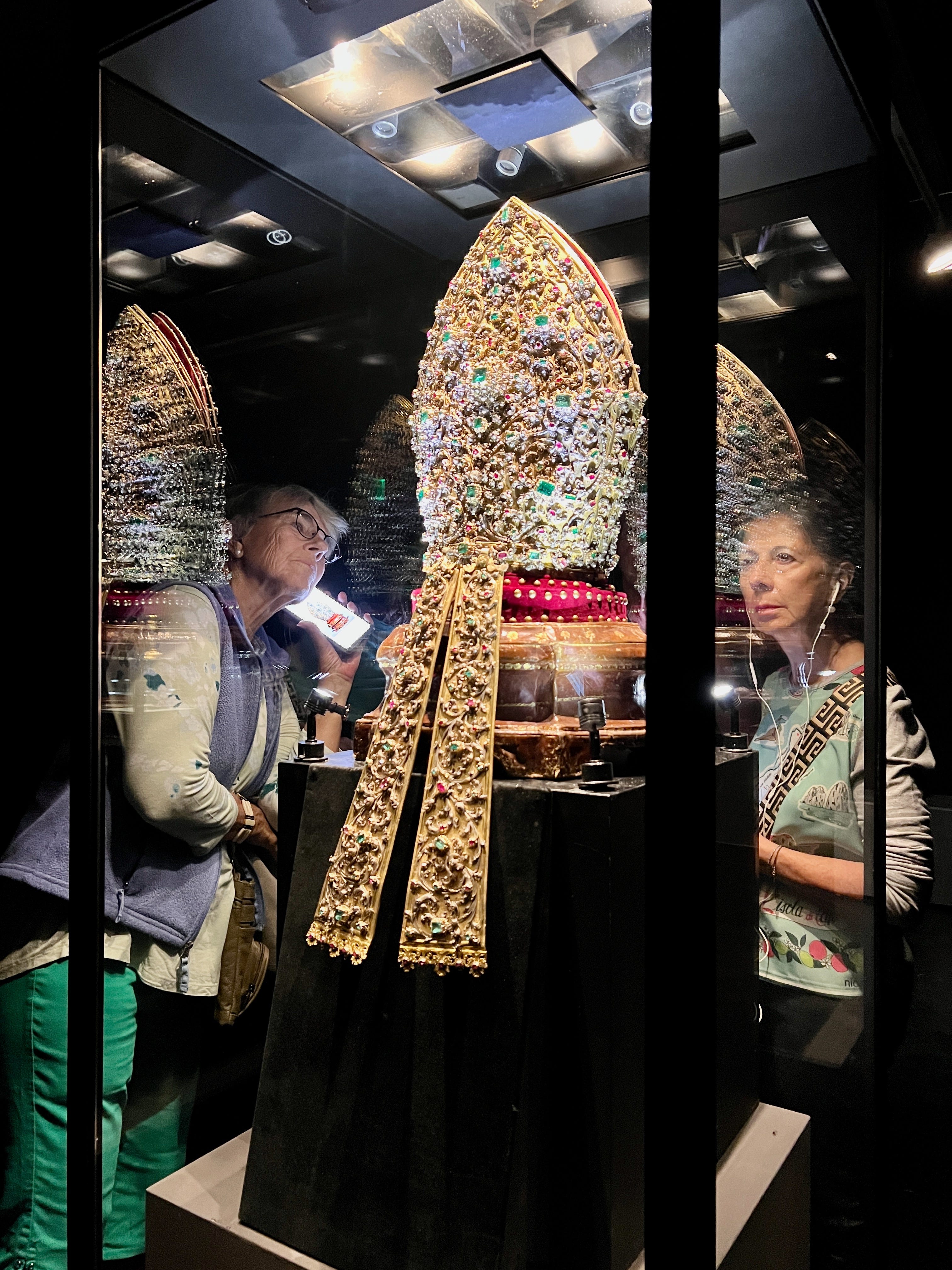 The Jewels of San Gennaro - Danielle Oteri's Italy