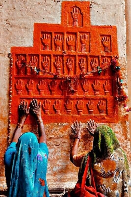 Wings of Fire - The Forgotten Tradition of Jauhar