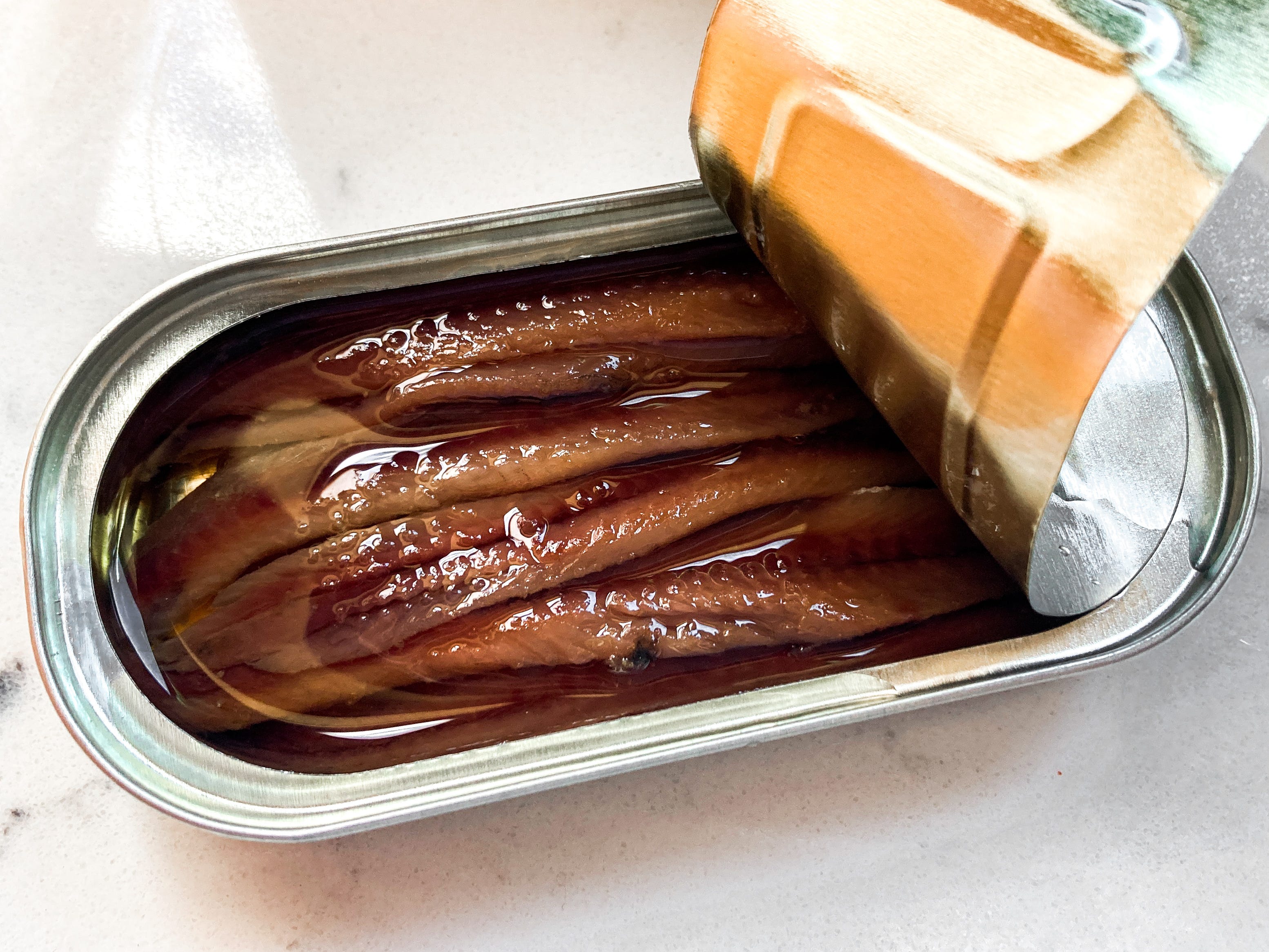 Anchovies: Khám Phá Giá Trị Dinh Dưỡng Và Ẩm Thực Tuyệt Vời