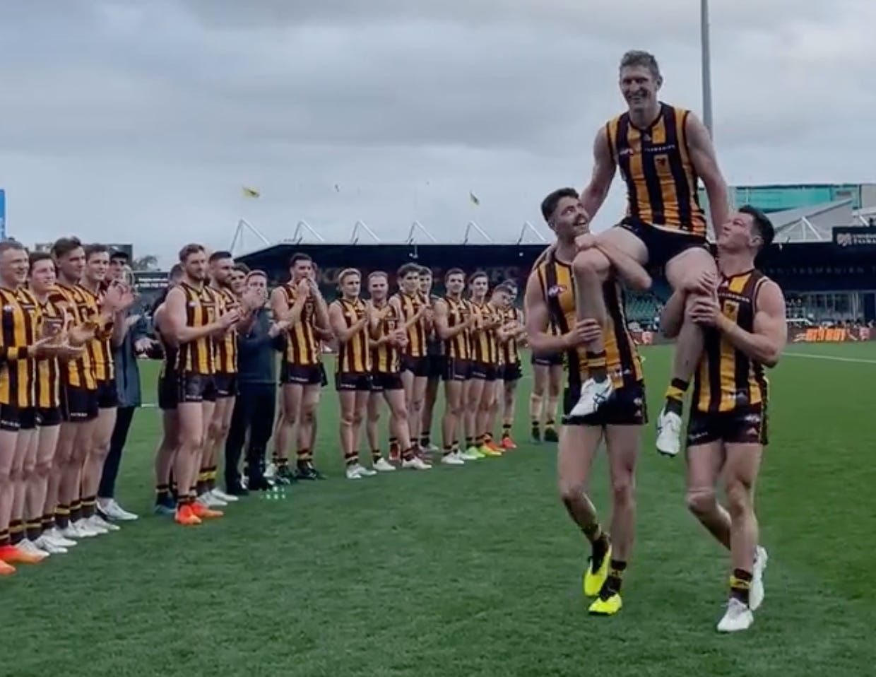 Player Ratings: Hawks vs Bulldogs (R23) - Hawks Insiders