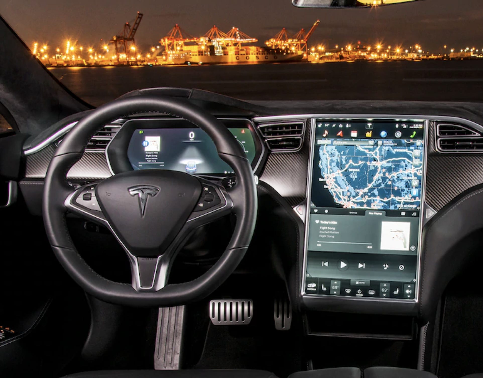 Tesla Forced To Recall 135k On Faulty Touchscreens