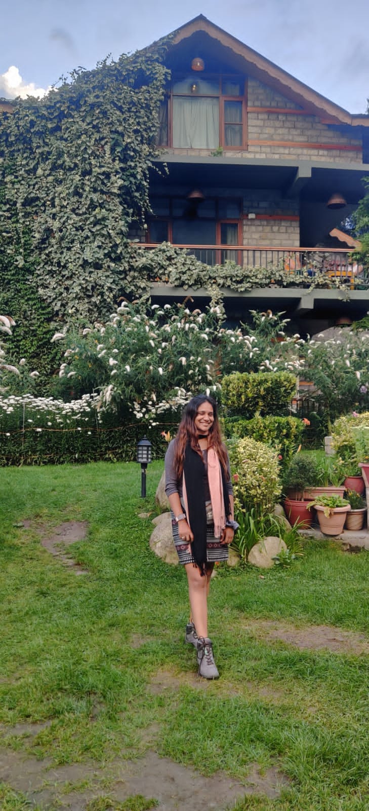 Cafe hopping in Manali- part 1 Old Manali - by Smiti Kumar