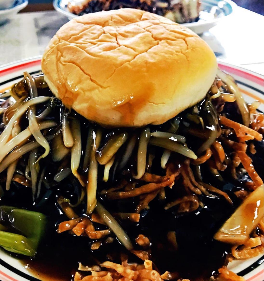 Notable Sandwiches #45: Chow Mein • Buttondown