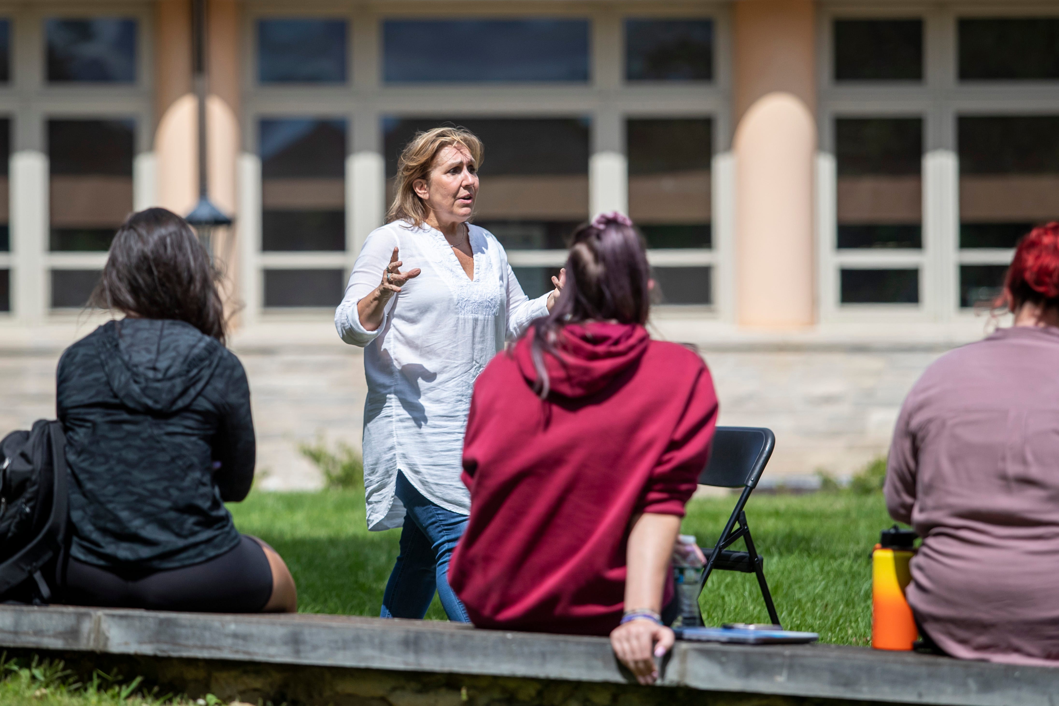 Making Friends the Old-Fashioned Way - Examiner+