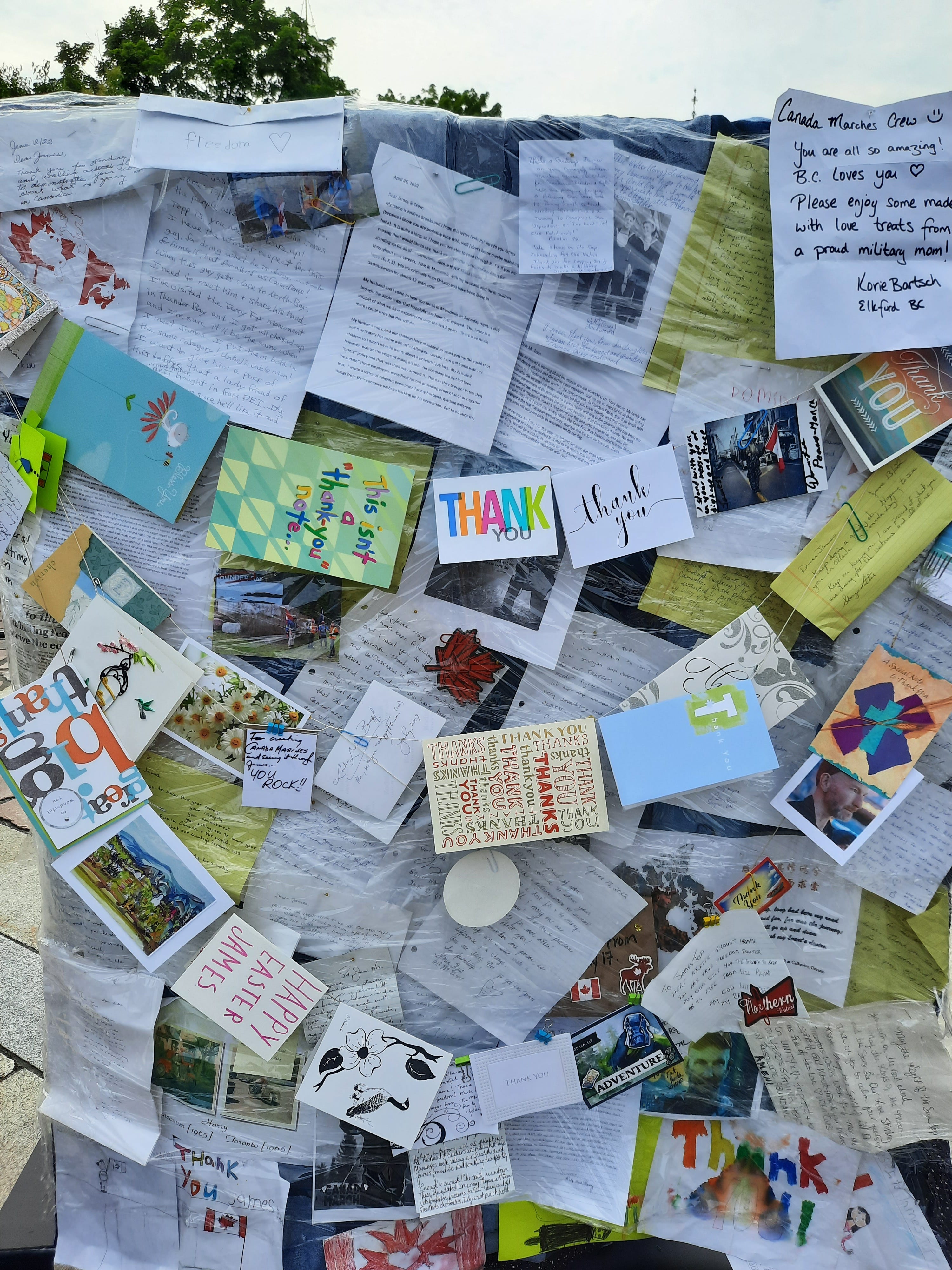 When James Topp, I, & security team arrive at the Tomb of the Unknown ...