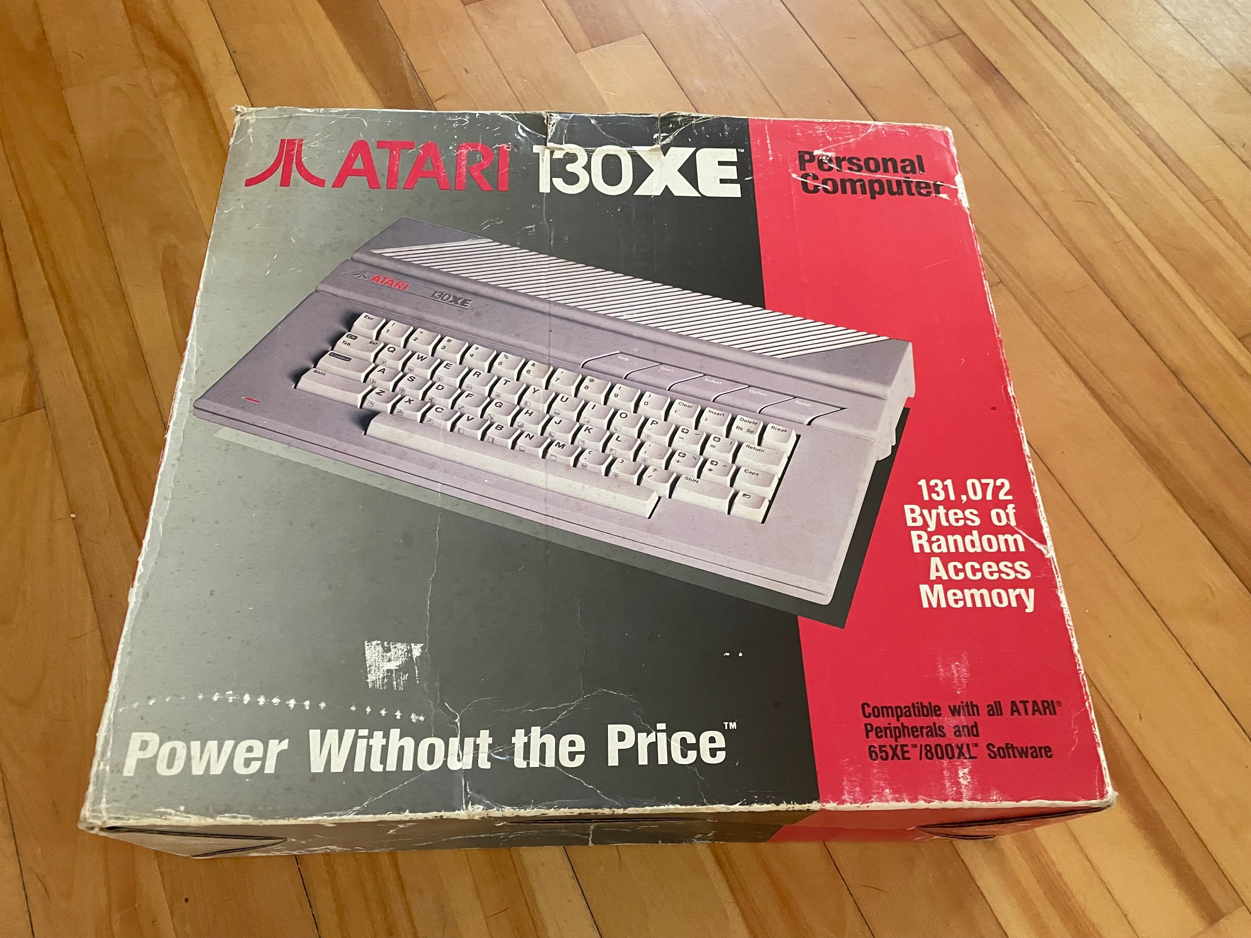 Unboxing an Atari 130XE - by Paul Lefebvre