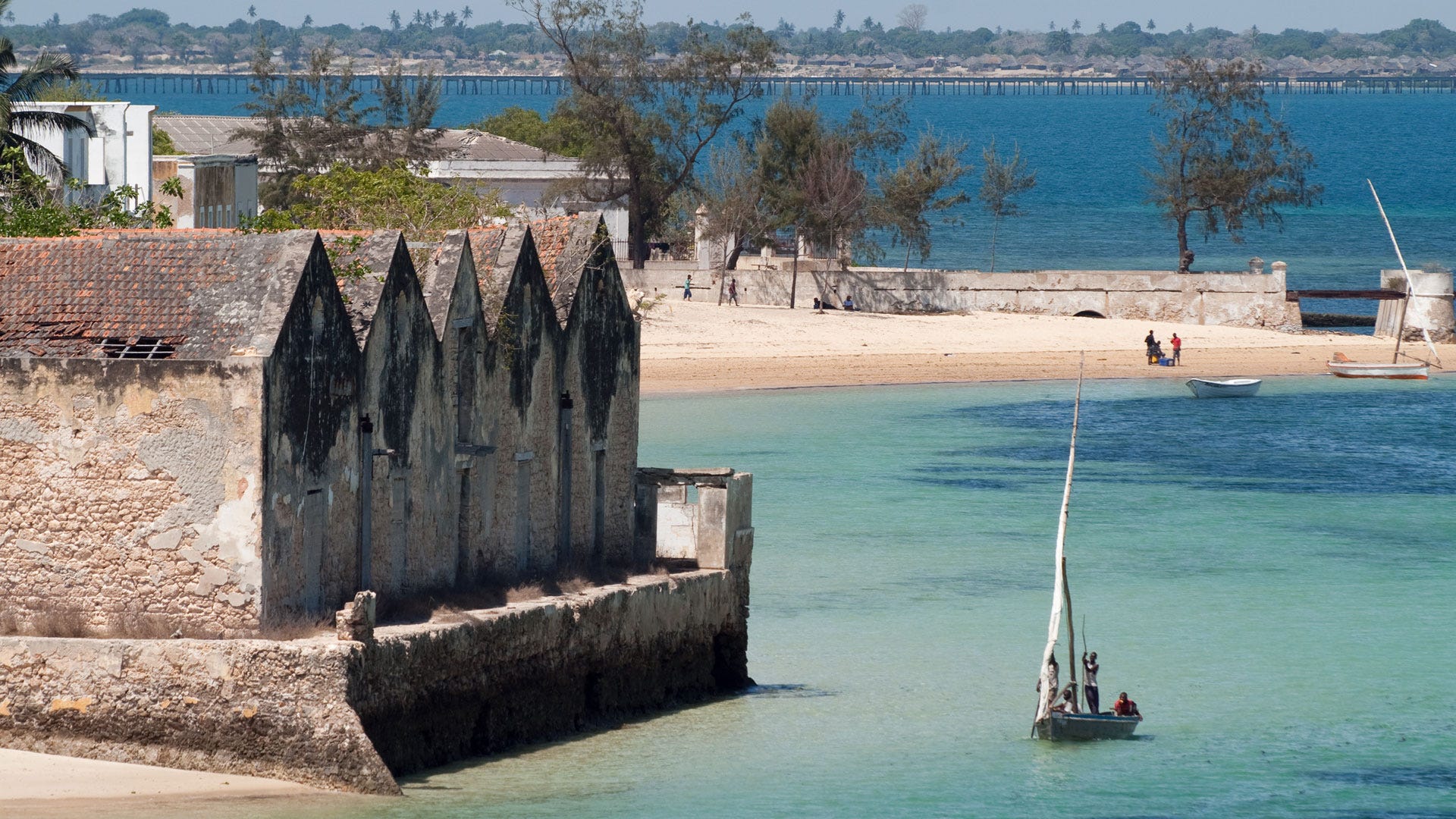 Trans-continental trade in Central Africa: The Lunda empire's role in ...