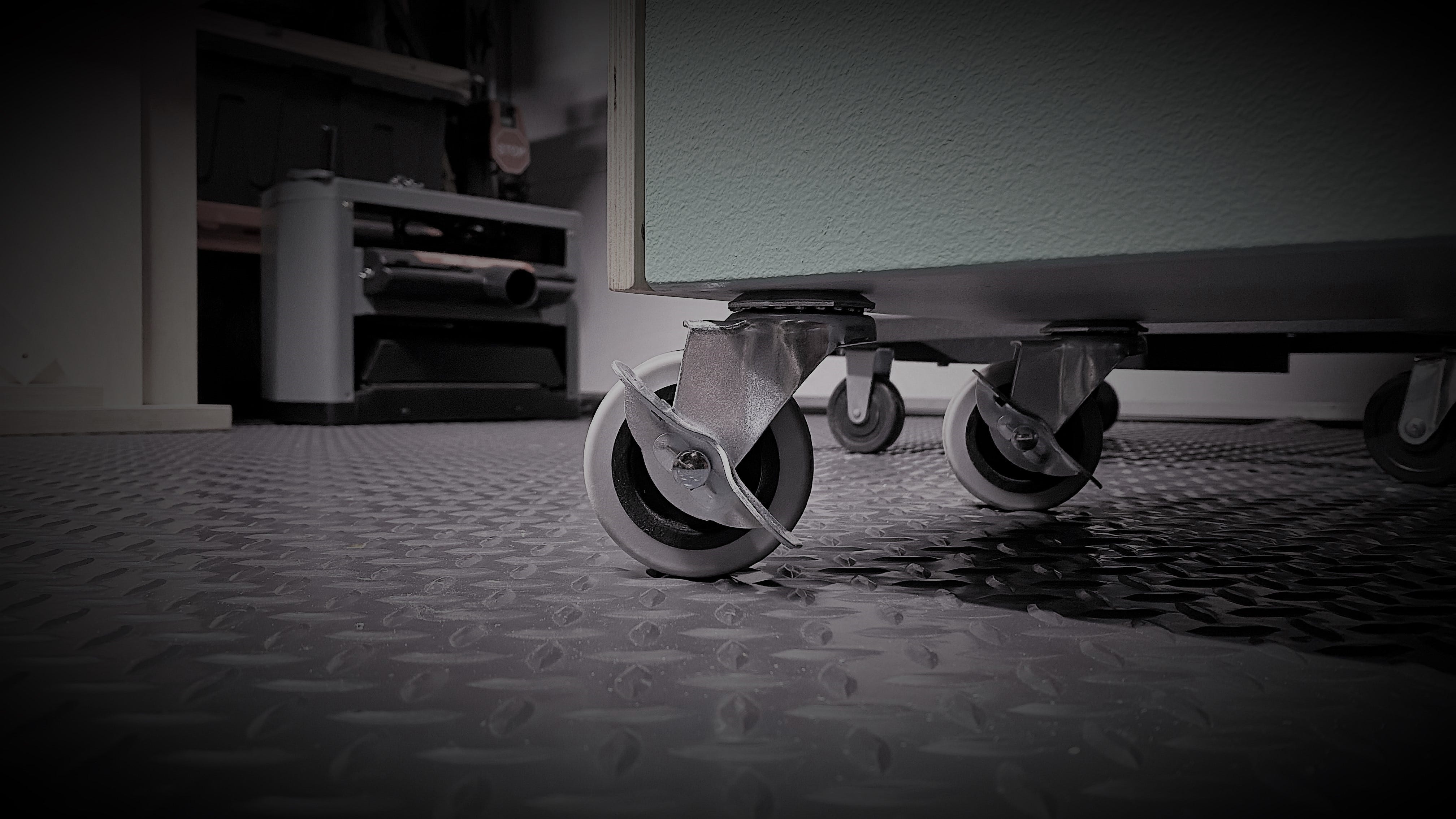 Kinetic builds - J ROBERT CLARK - MAKES