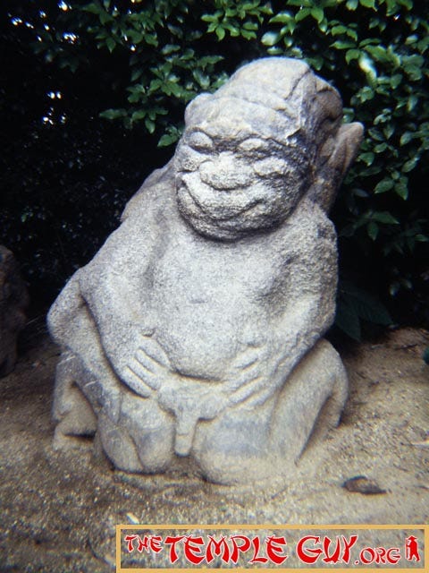 Ep. 026: Kofuns, the "Pyramids" of Japan - by James Baquet