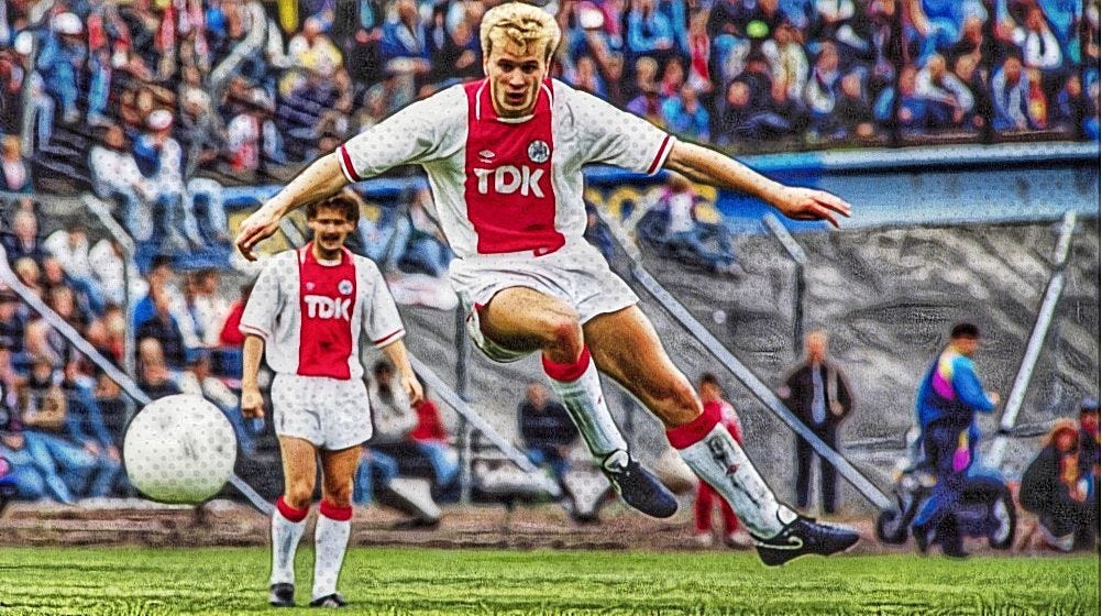 Hall of Fame: Dennis Bergkamp - The Volante