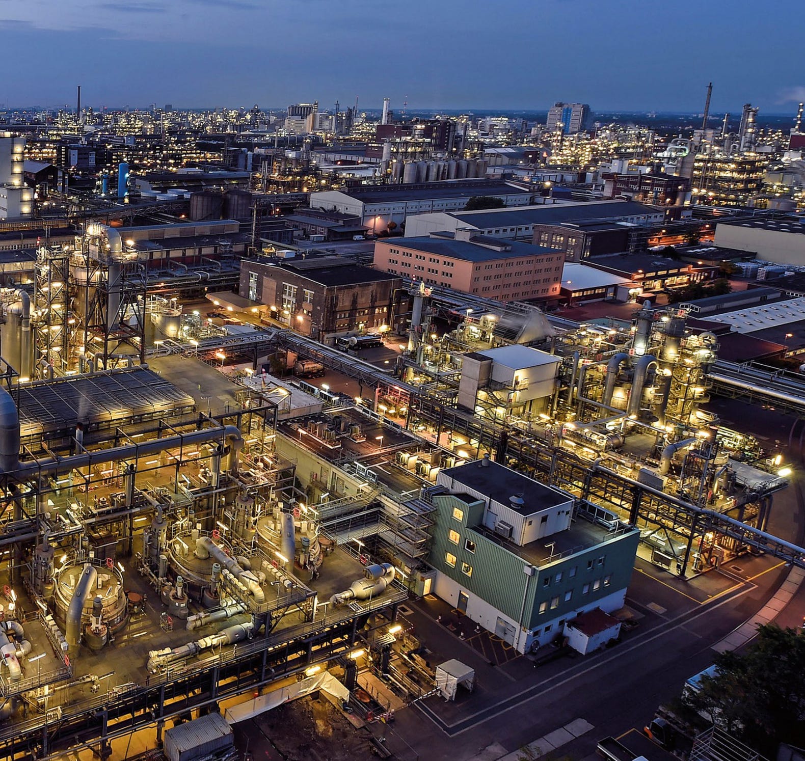 Moribund Verbund - Doomberg