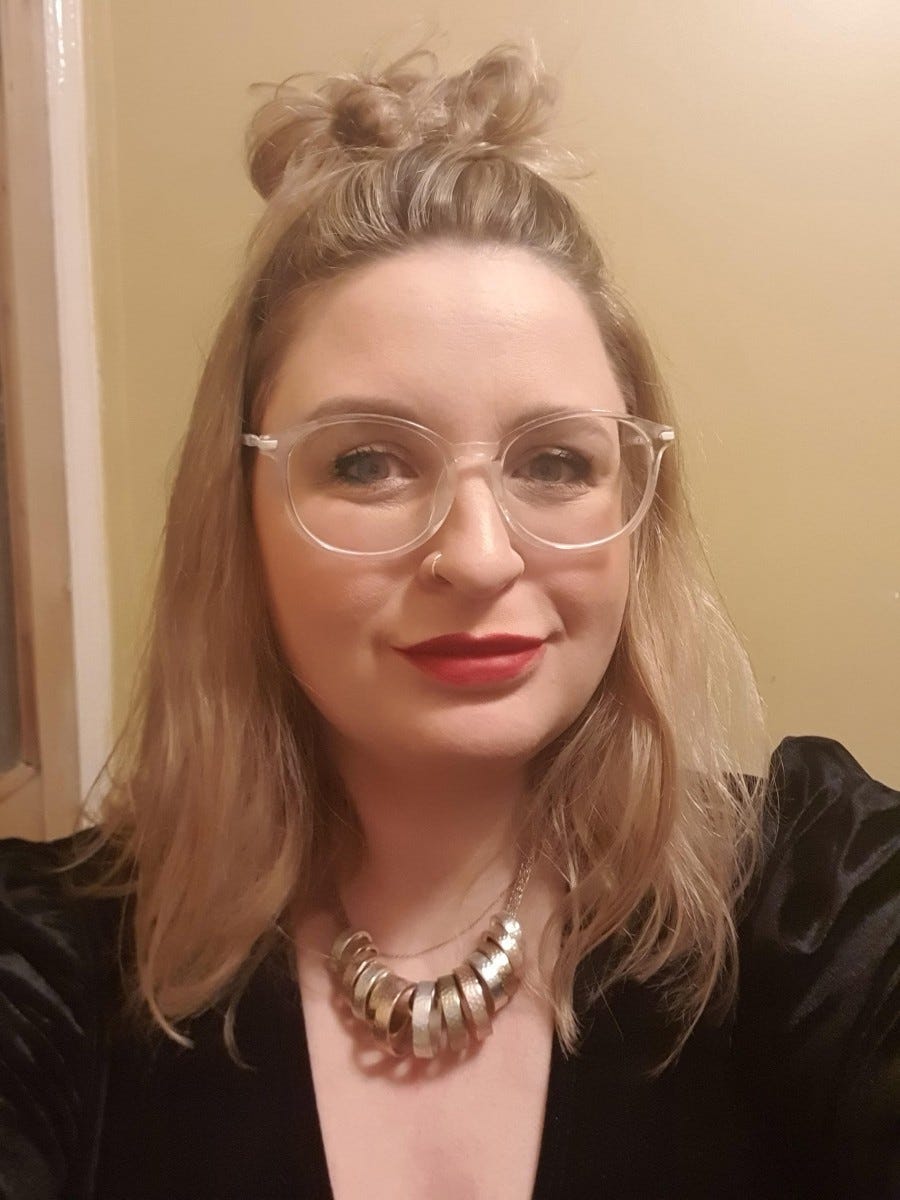 Emily Morris's Instagram, Twitter & Facebook on IDCrawl